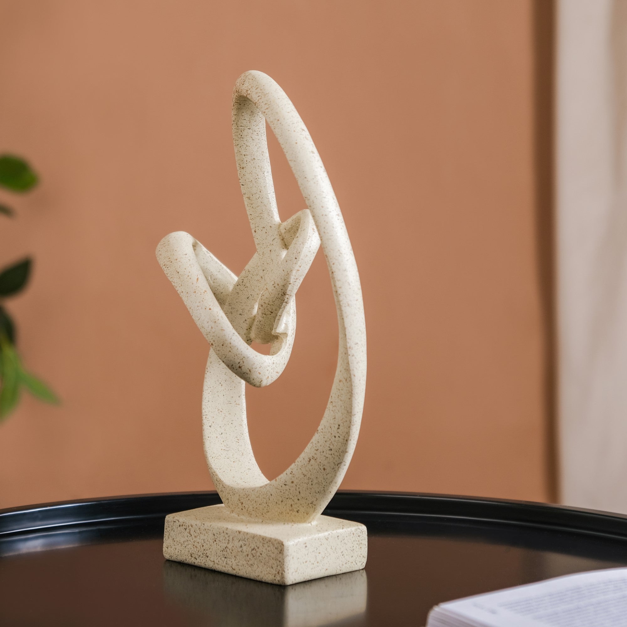 Abstract Shape Showpiece- Unique Showpiece Online | Nestasia