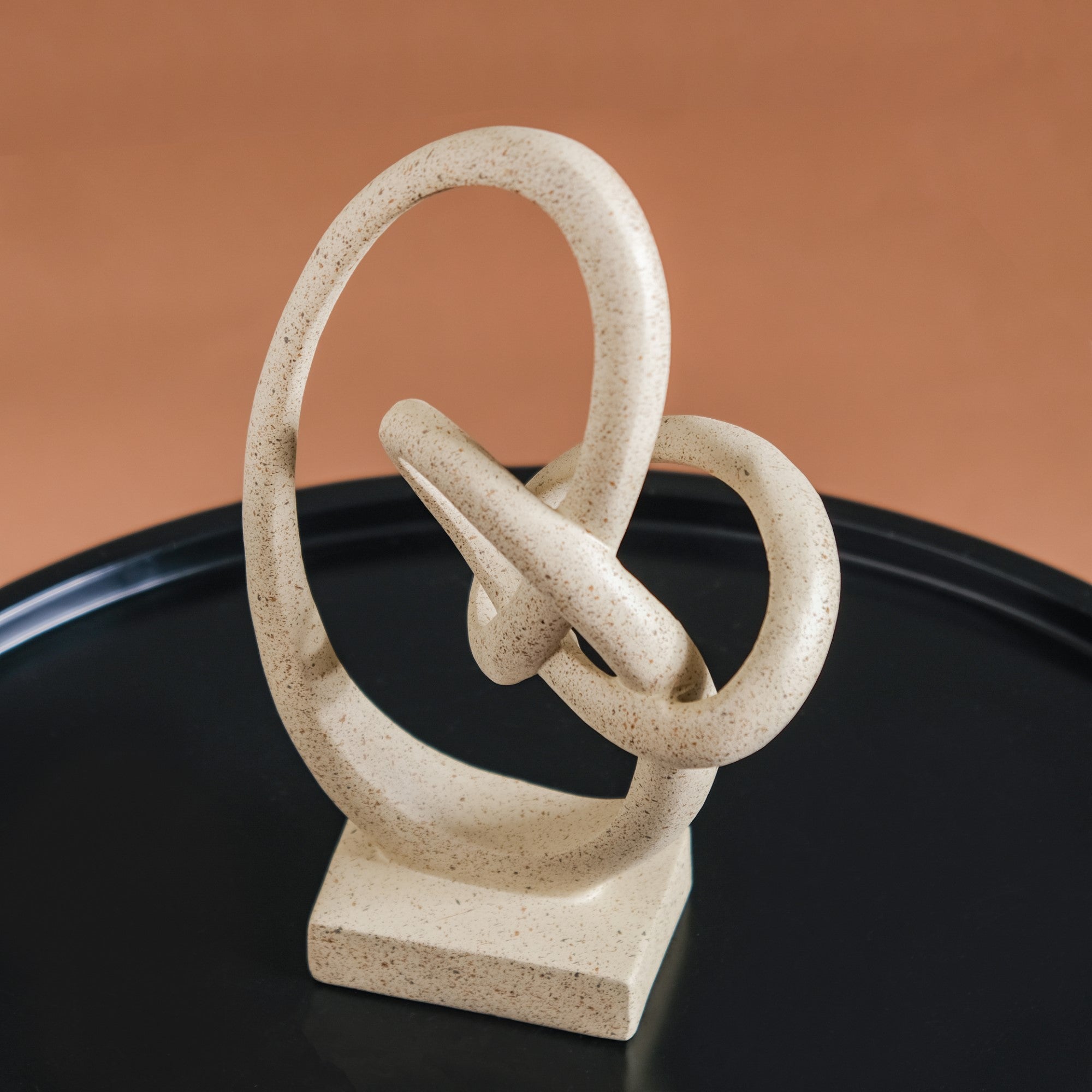 Abstract Shape Showpiece- Unique Showpiece Online | Nestasia