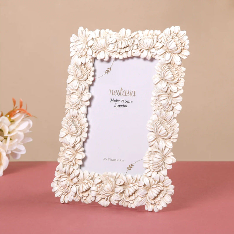 White Frame Tealights Purity Gift Set 3 Online - Premium Gift Hamper ...