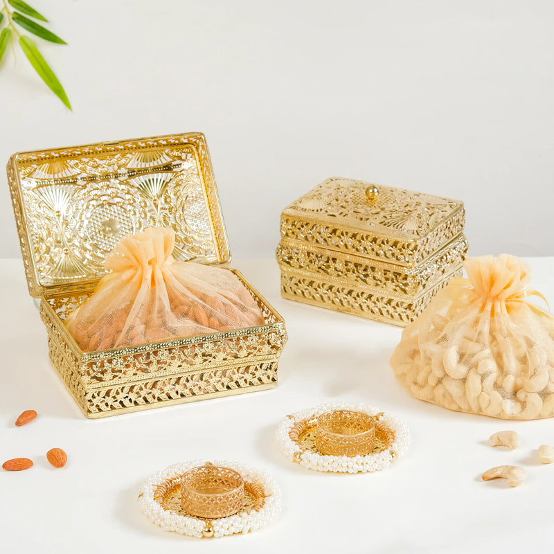 Gold Treasure Box Dry Fruits Hamper Set Of 7 Online - Premium Gift ...