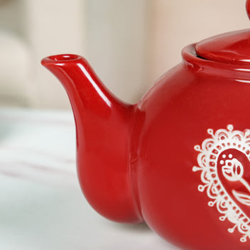 Hearty Ceramic Tea Pot Red 1000ml Online - Premium Tea Pot | Nestasia