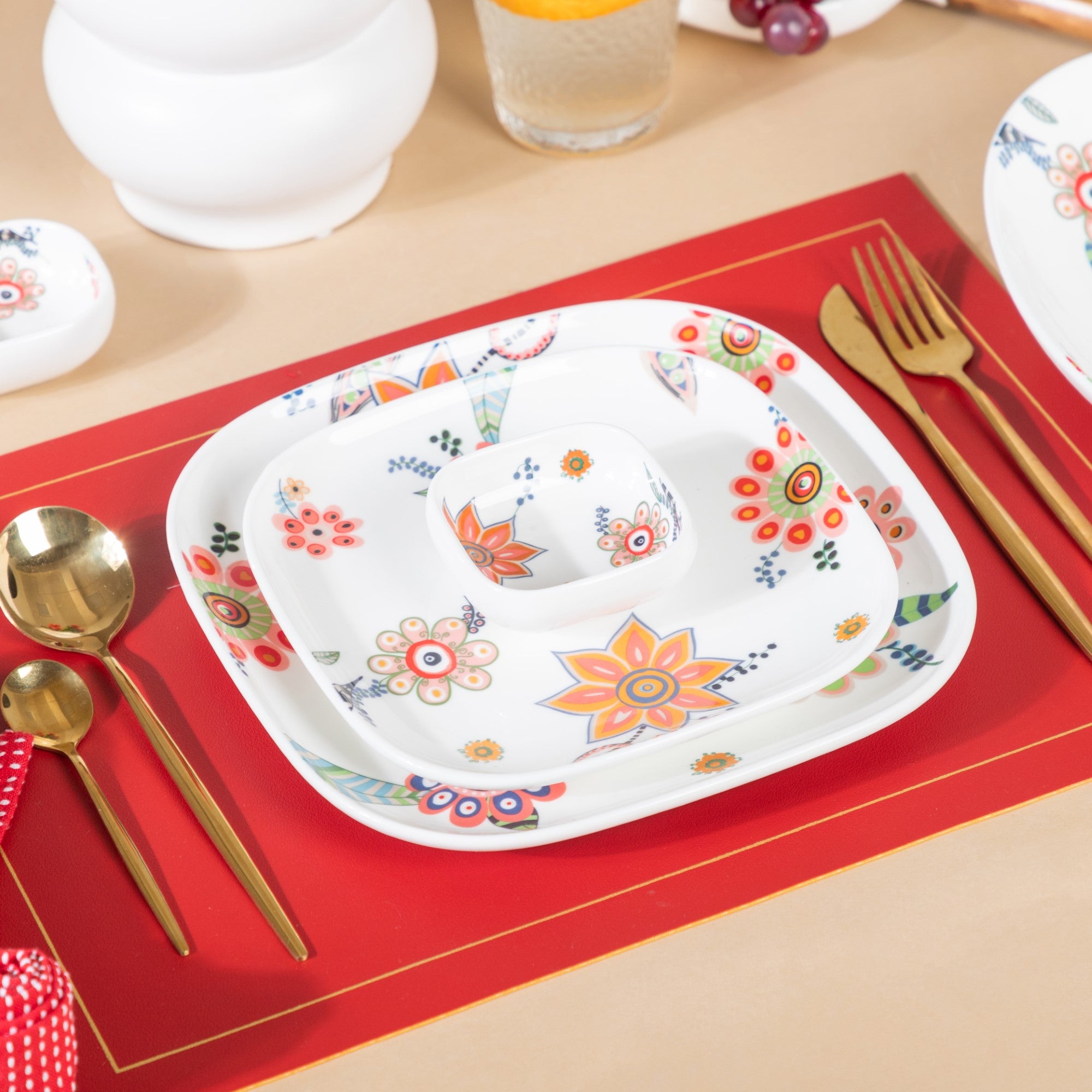 Square Dinner Plate Floral