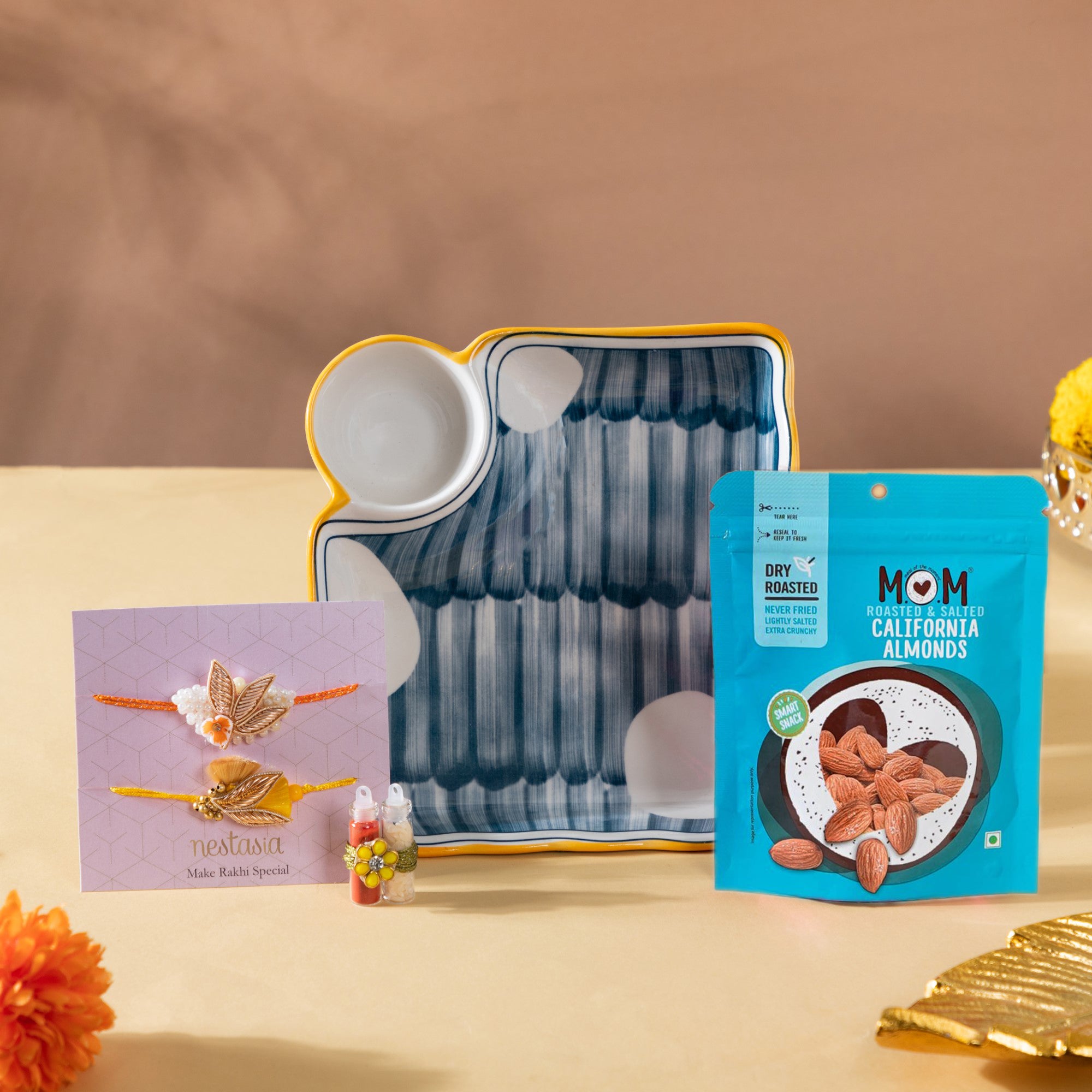 Snack O' Clock Rakhi Hamper Set Of 4 Online - Premium Gift Hamper | Nestasia