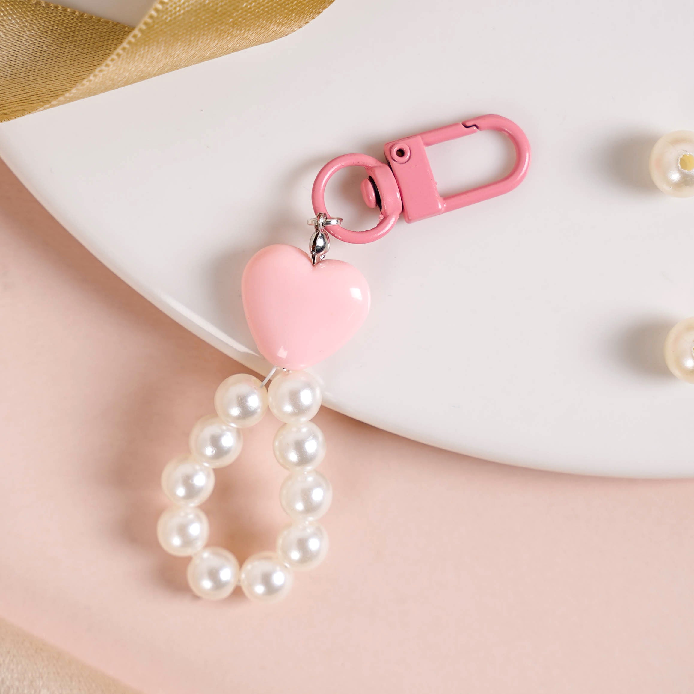 Pink Heart And Pearl Keychain Online - Premium Keychain | Nestasia