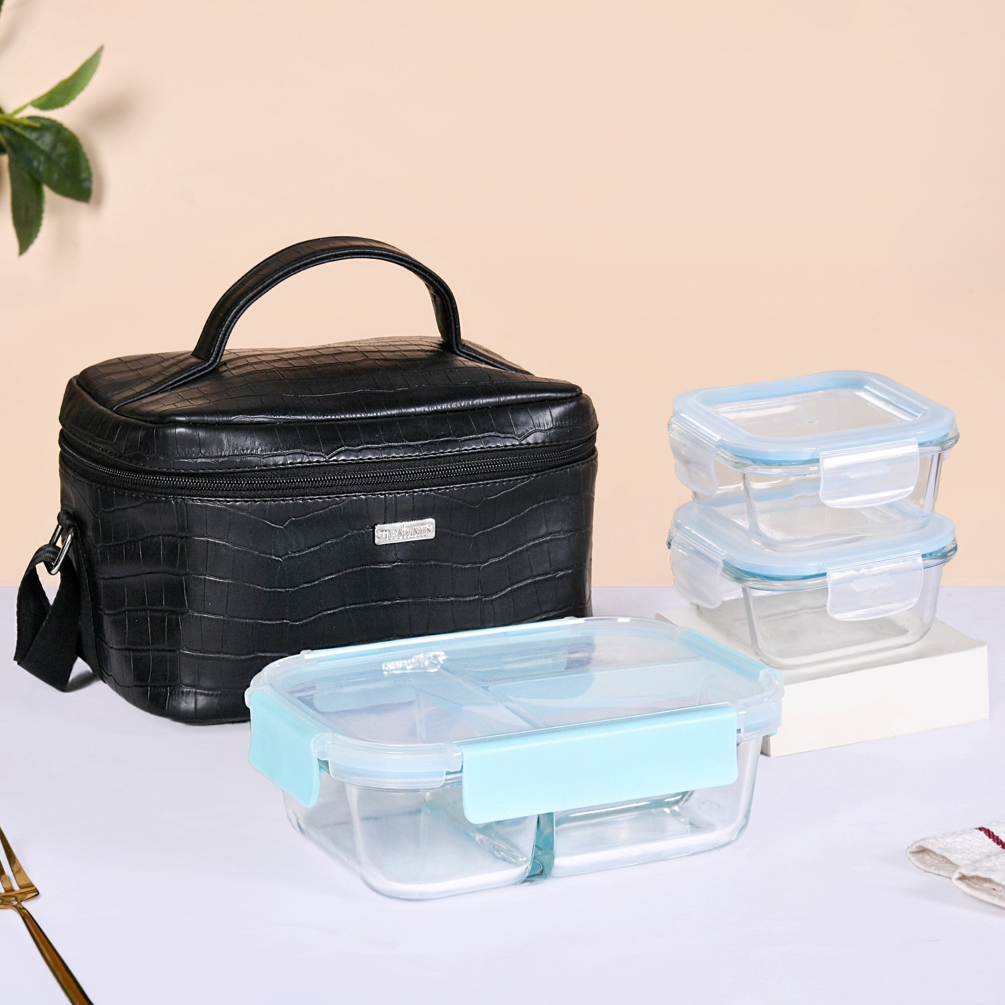 Chic Bite Luxe Lunch Hamper Online - Premium Lunch Box | Nestasia