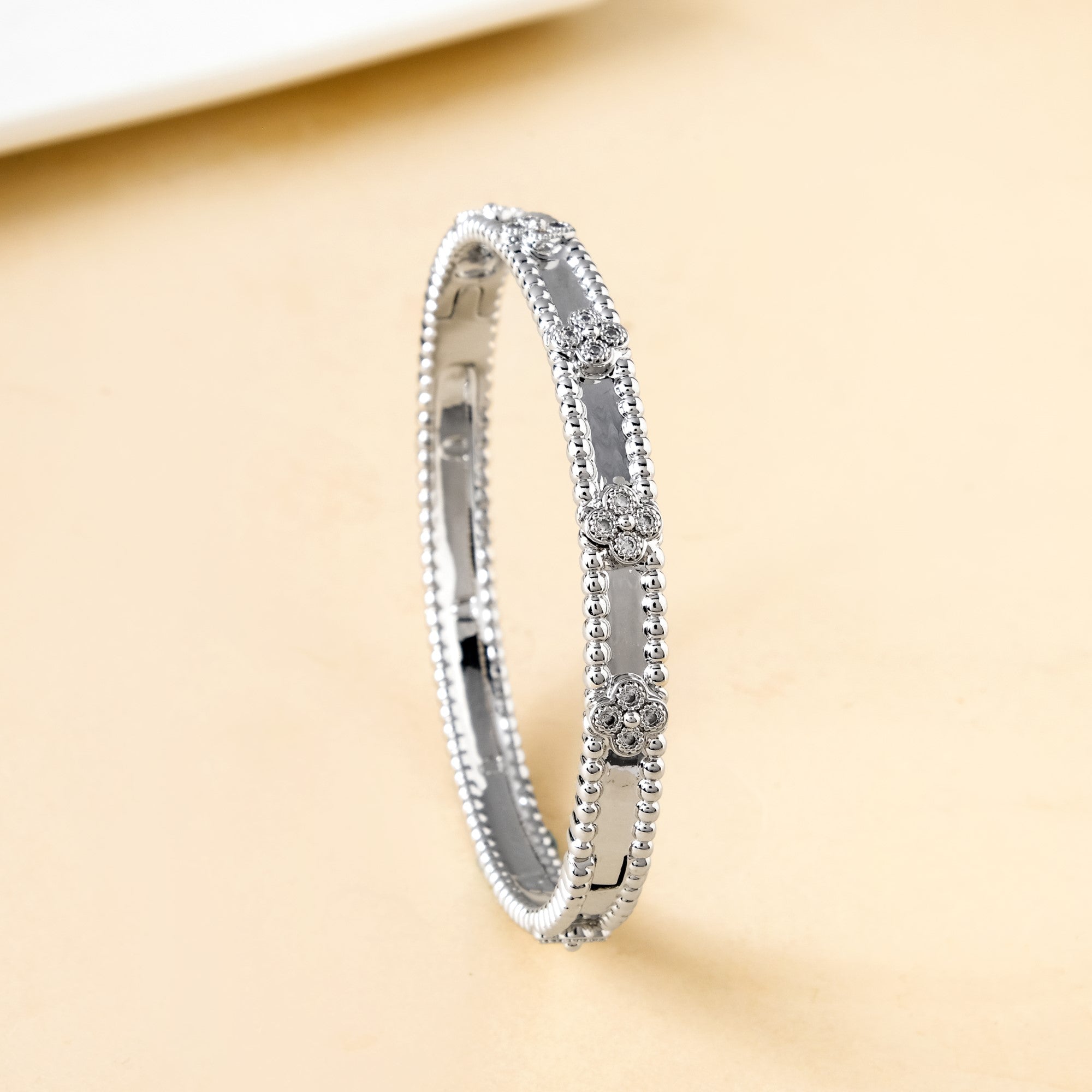 Bracelet Online - Premium Silver Bloom Metal Bangle | Nestasia
