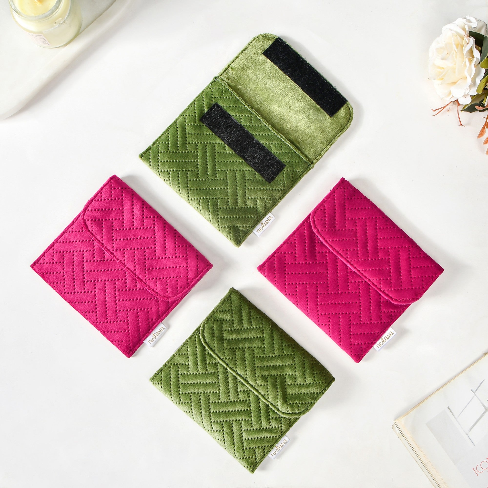 Makeup Pouches: Buy Makeup Pouches Online in India | Nestasia