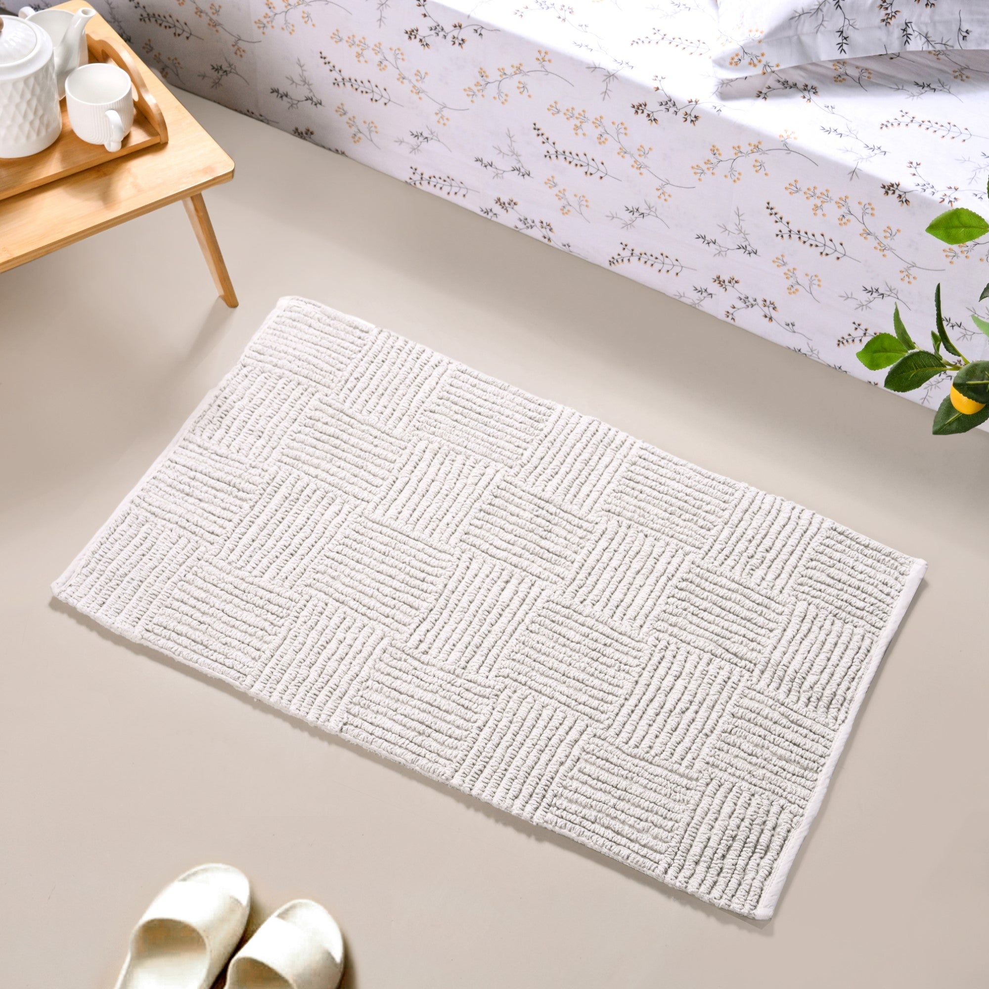 Tufted Cotton Reversible Floor Mat Light Grey 84x50cm - Premium Floor ...