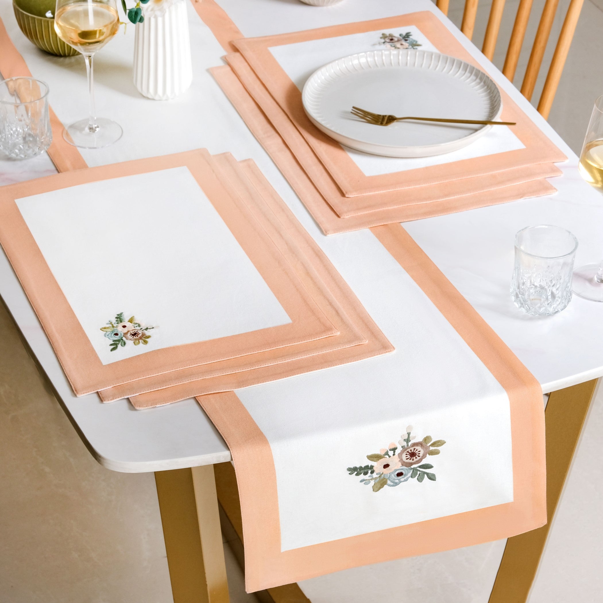 Ventosa Pure Cotton Table Runner And Placemat Set Of 7 In Peach Online ...