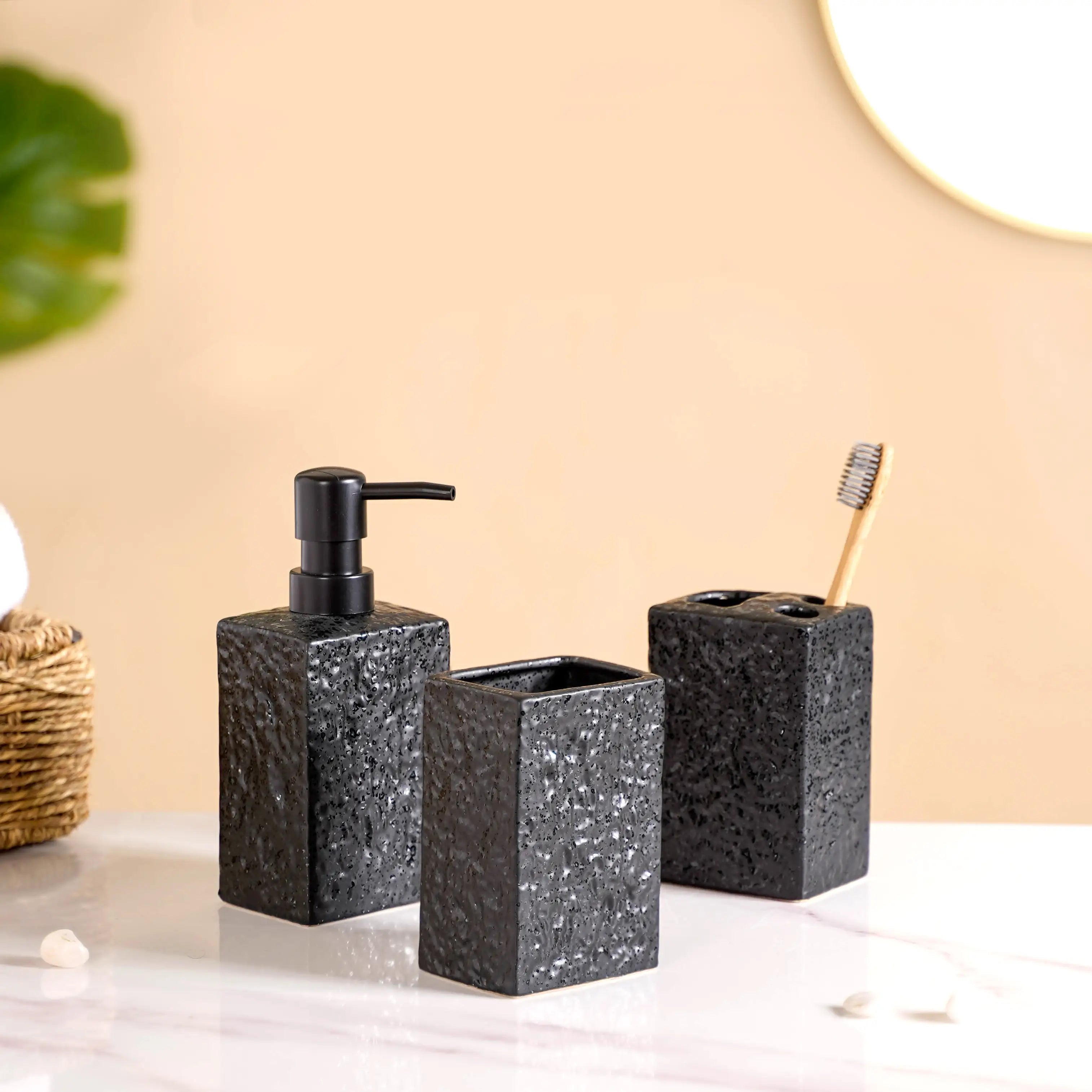 Black Ceramic Bath Set Of 3 Stone Textured Online - Premium Bath Set ...