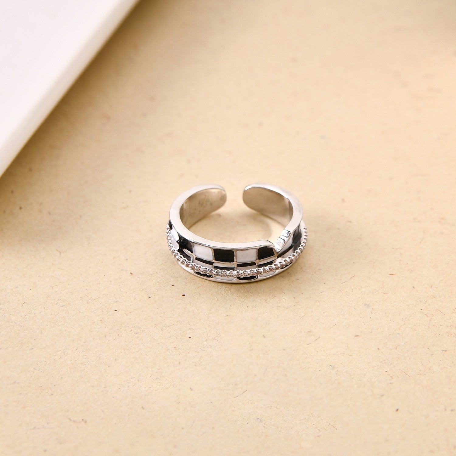 Ring Online - Premium Layered And Checkered Silver Statement Ring ...