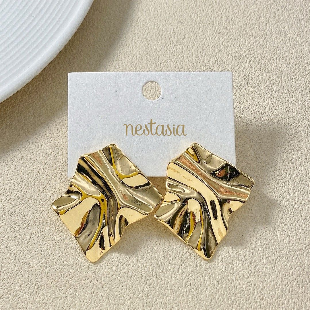Jewellery Online - Premium Chisel Stud Earrings Gold | Nestasia