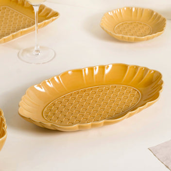 28 Piece Dinner Set - Textured Yellow Dinner Set | Nestasia