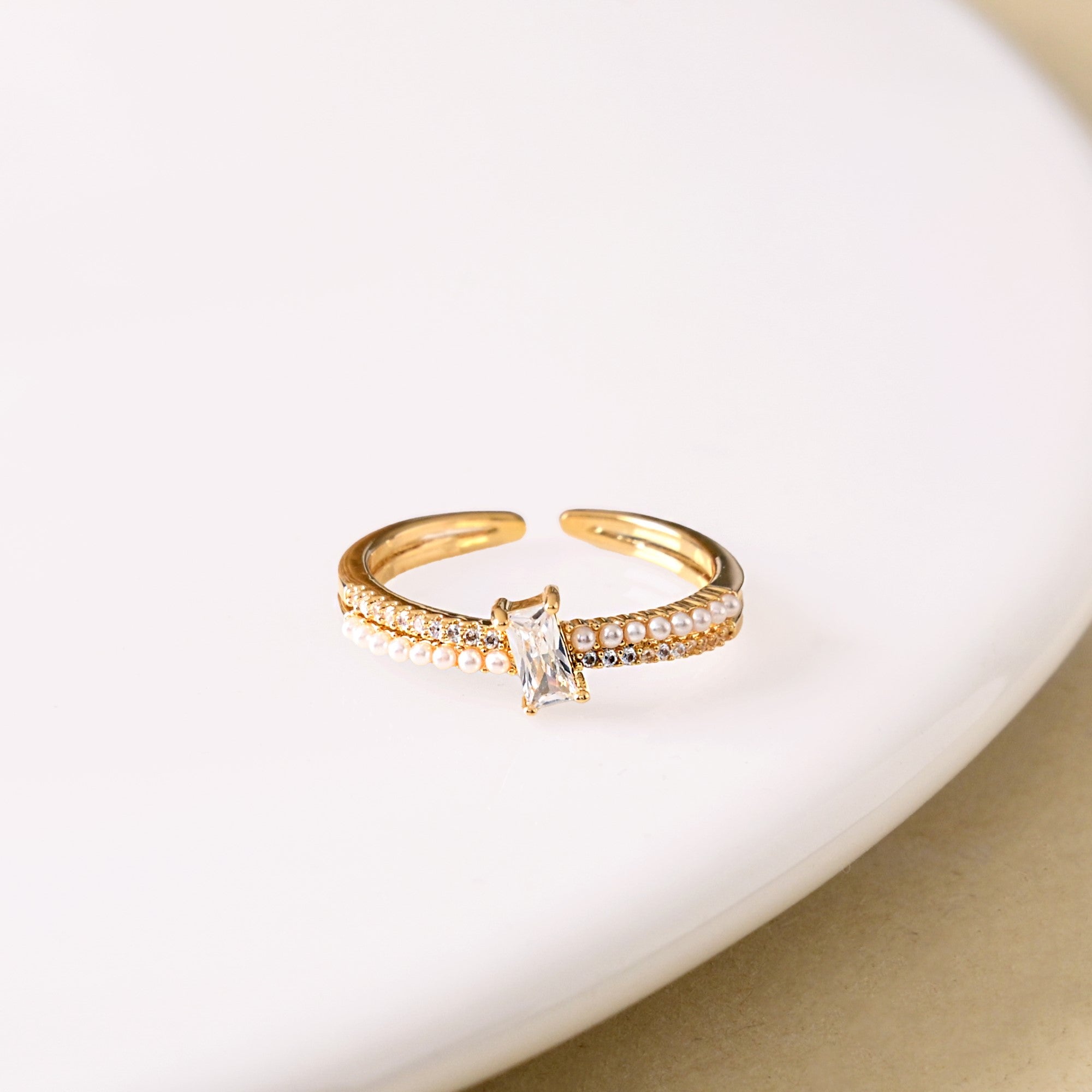 Ring Online - Premium Dual Essence Gold Baguette Solitaire Ring | Nestasia