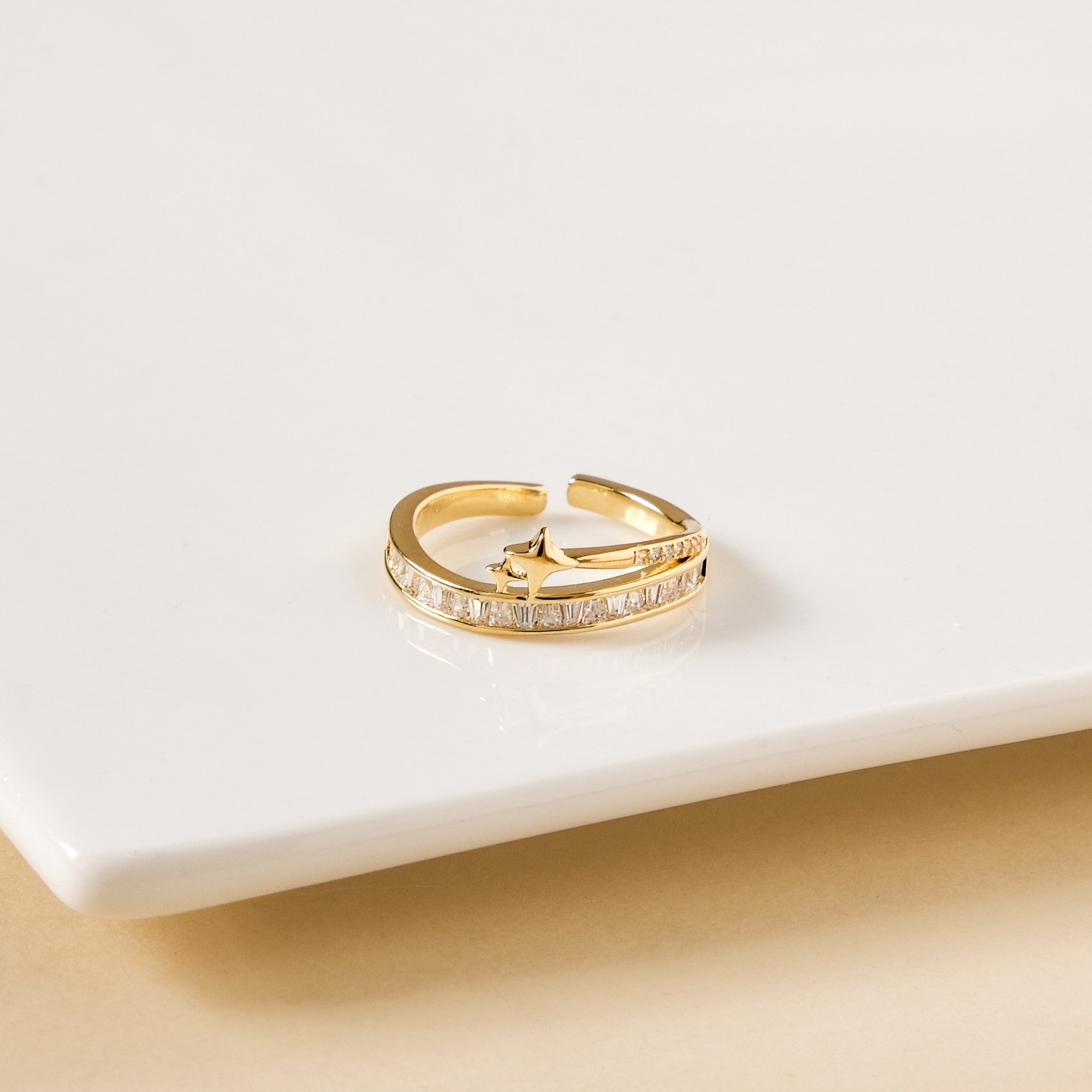 Ring Online - Premium Galaxy Gleam Dual Band Gold Ring | Nestasia