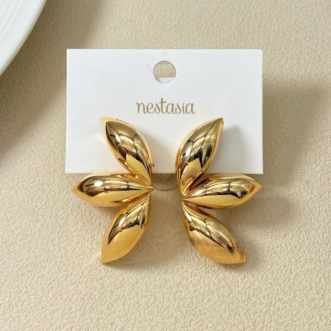 Jewellery Online - Premium Gold Bay Leaf Cluster Chic Earrings | Nestasia