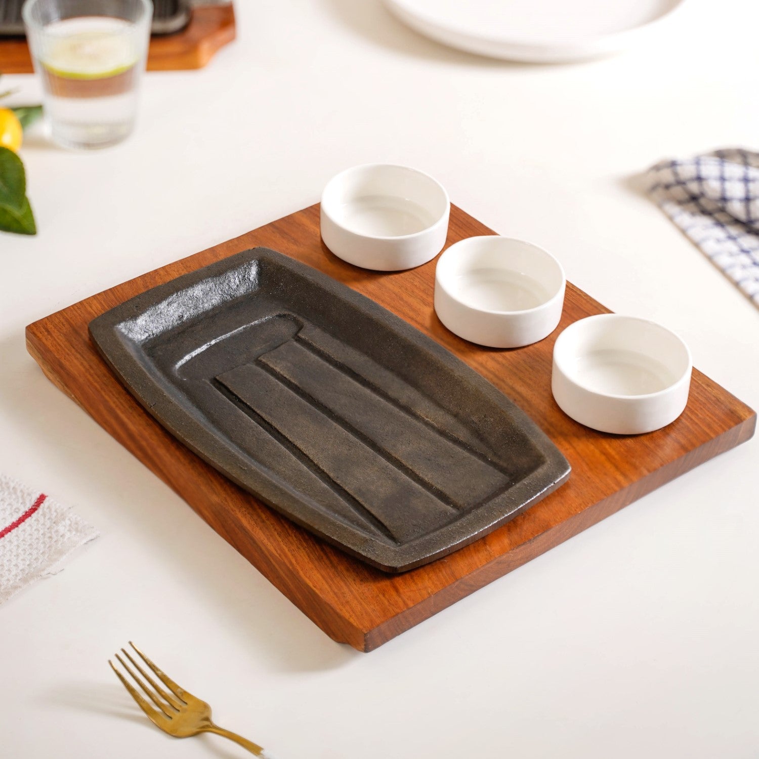Gourmet Sizzler Plate And Ceramic Bowl Set Online - Premium Cast Iron ...