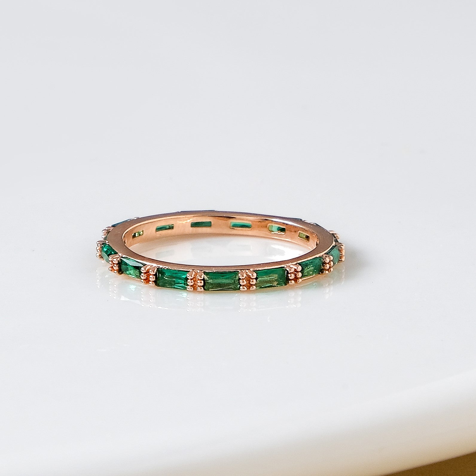 Ring Online - Premium Green And Gold Dainty Finger Ring | Nestasia