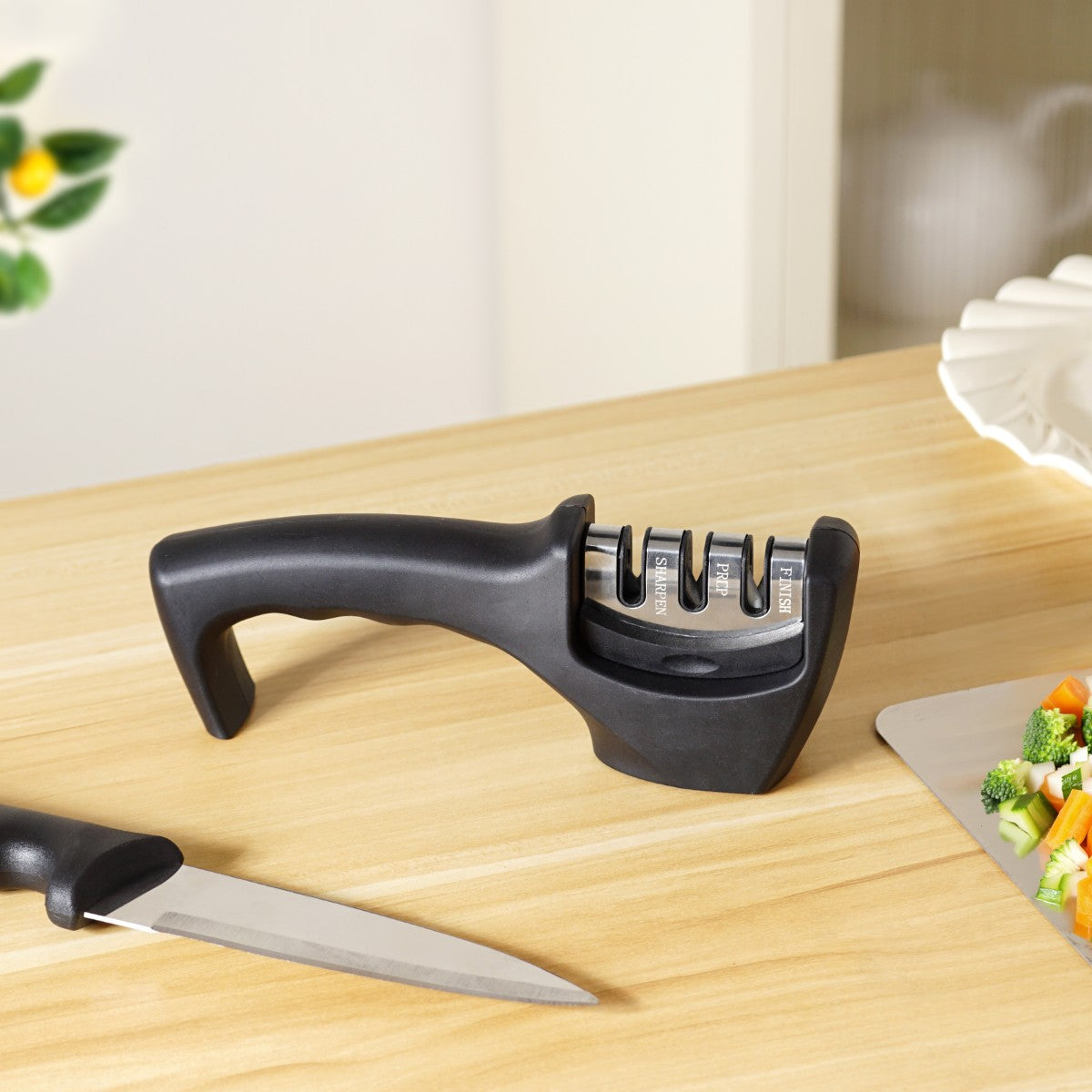 Knife Sharpener Online - Premium Kitchen Tool | Nestasia
