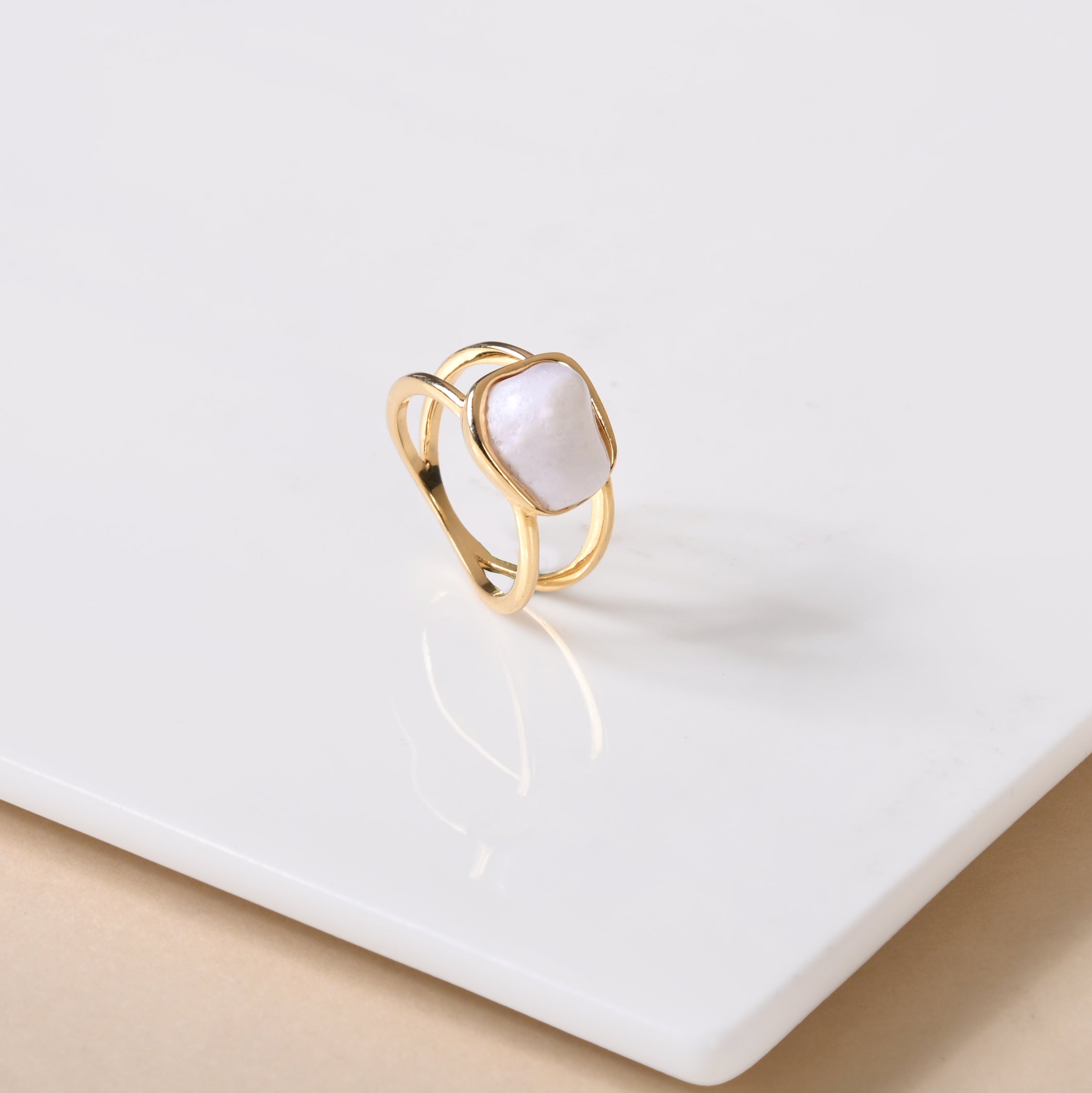 Ring Online - Premium Moonlit Glow Statement Gold Ring | Nestasia