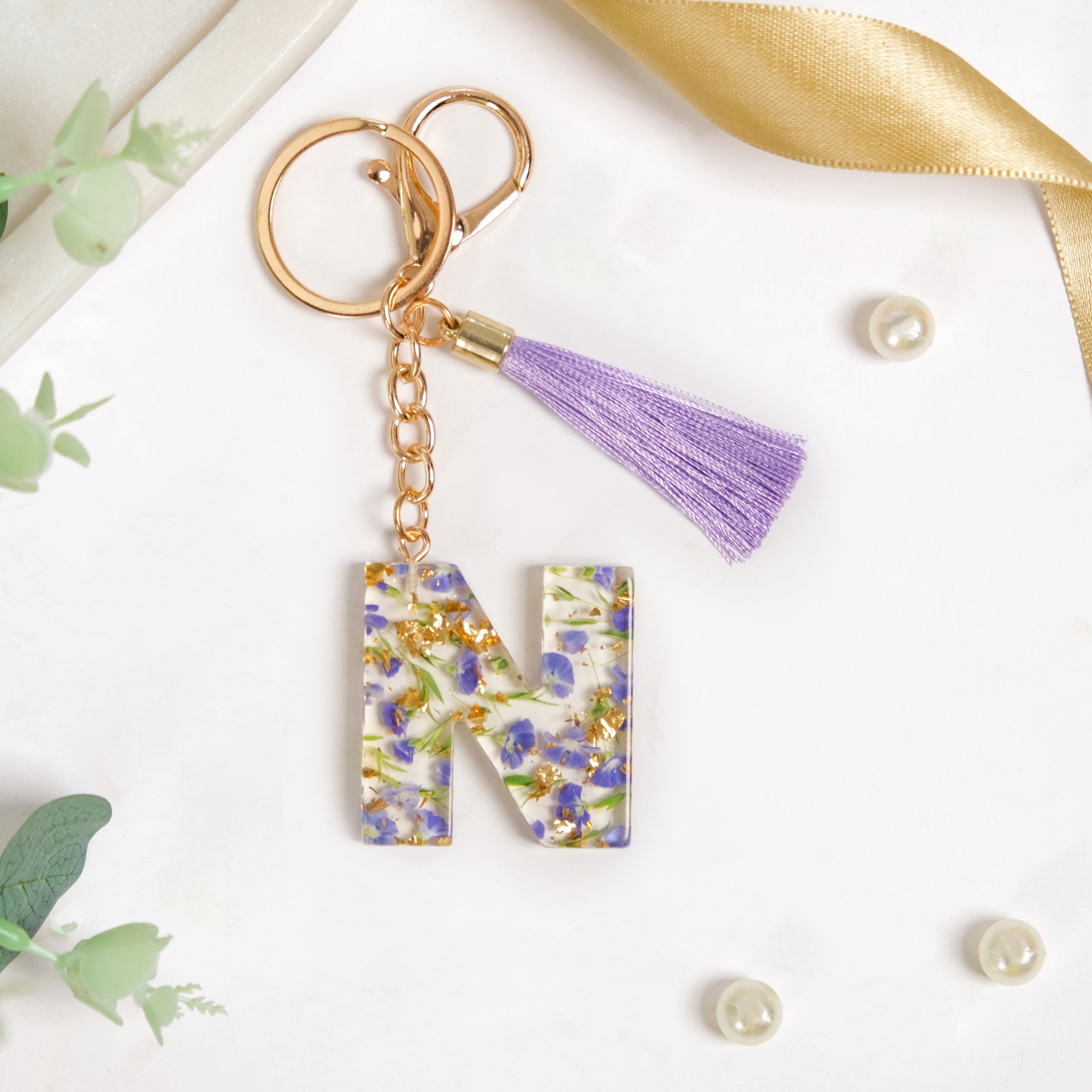 Nestled Blossoms N Resin Keychain Online - Premium Keychain | Nestasia