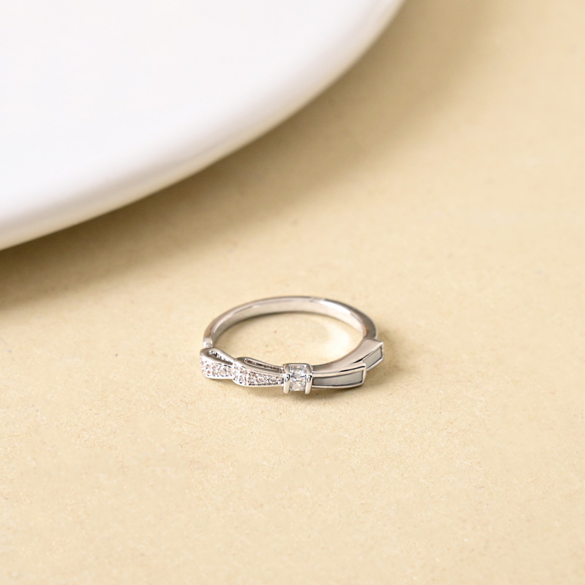 Ring Online - Premium Promise Ribbon Silver Ring | Nestasia