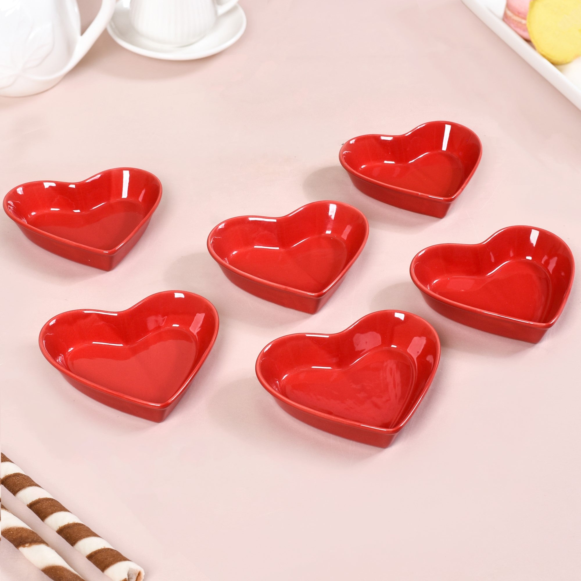 Red Heart Ceramic Plate For Snacks Set Of 6 Online - Premium Snack ...