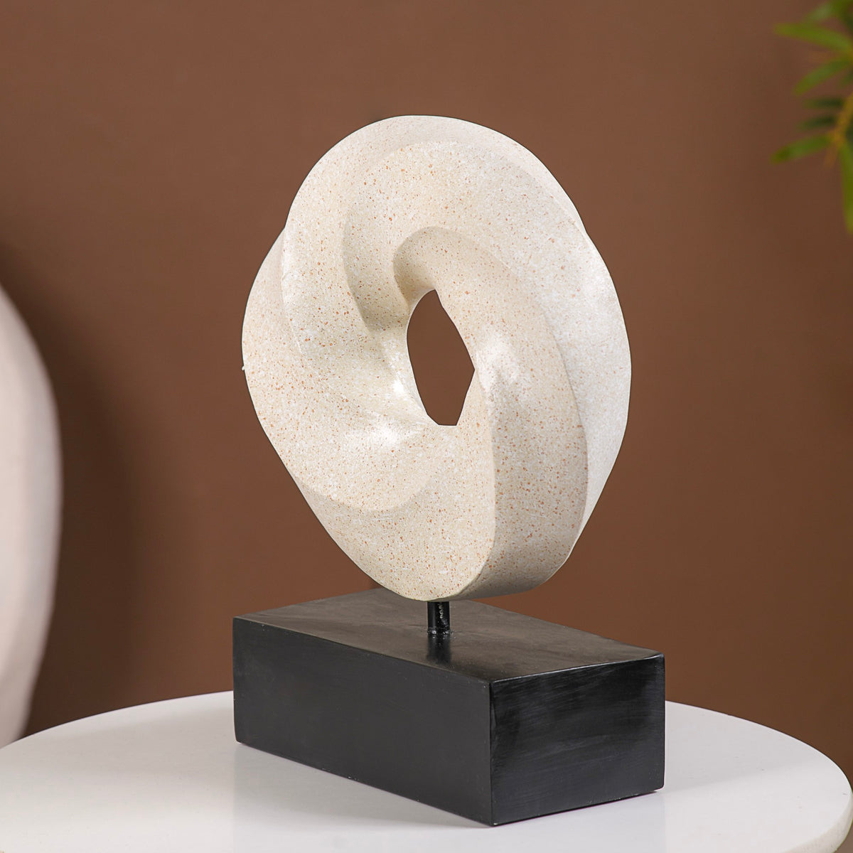 Decor Object - Shop Premium Resin Showpiece Online | Nestasia