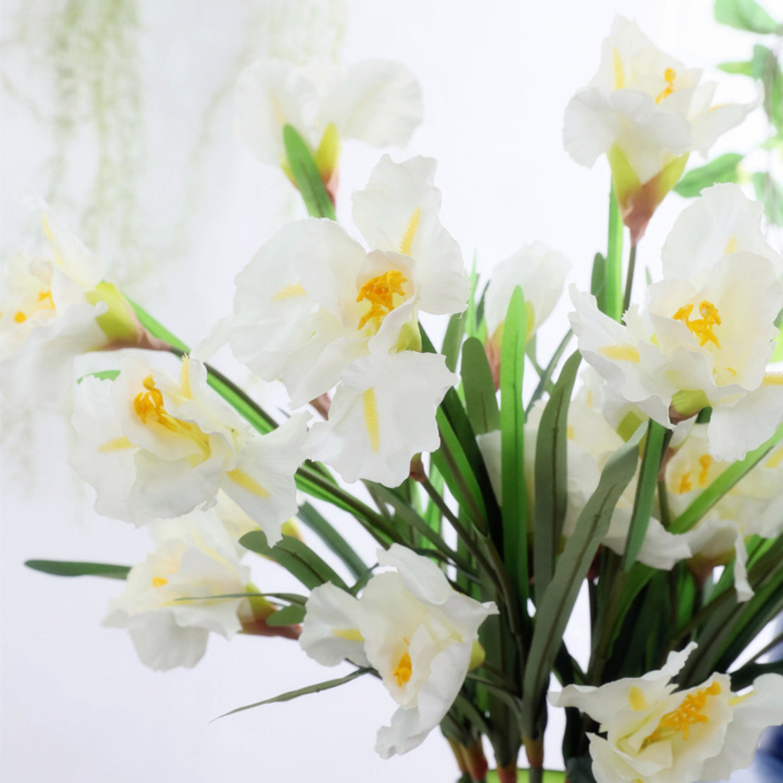 Artificial Flowers: Buy Artificial Iris Flowers For Decor |Nestasia