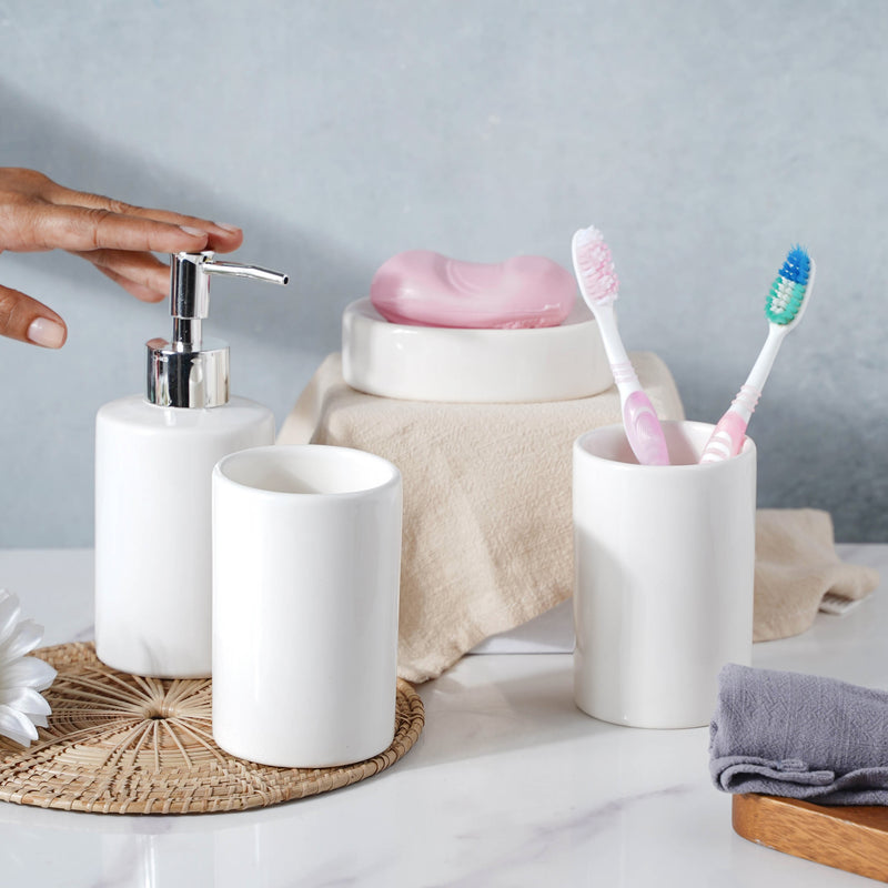 Crisp White Ceramic Bathroom Set Online - Premium Bath Set | Nestasia