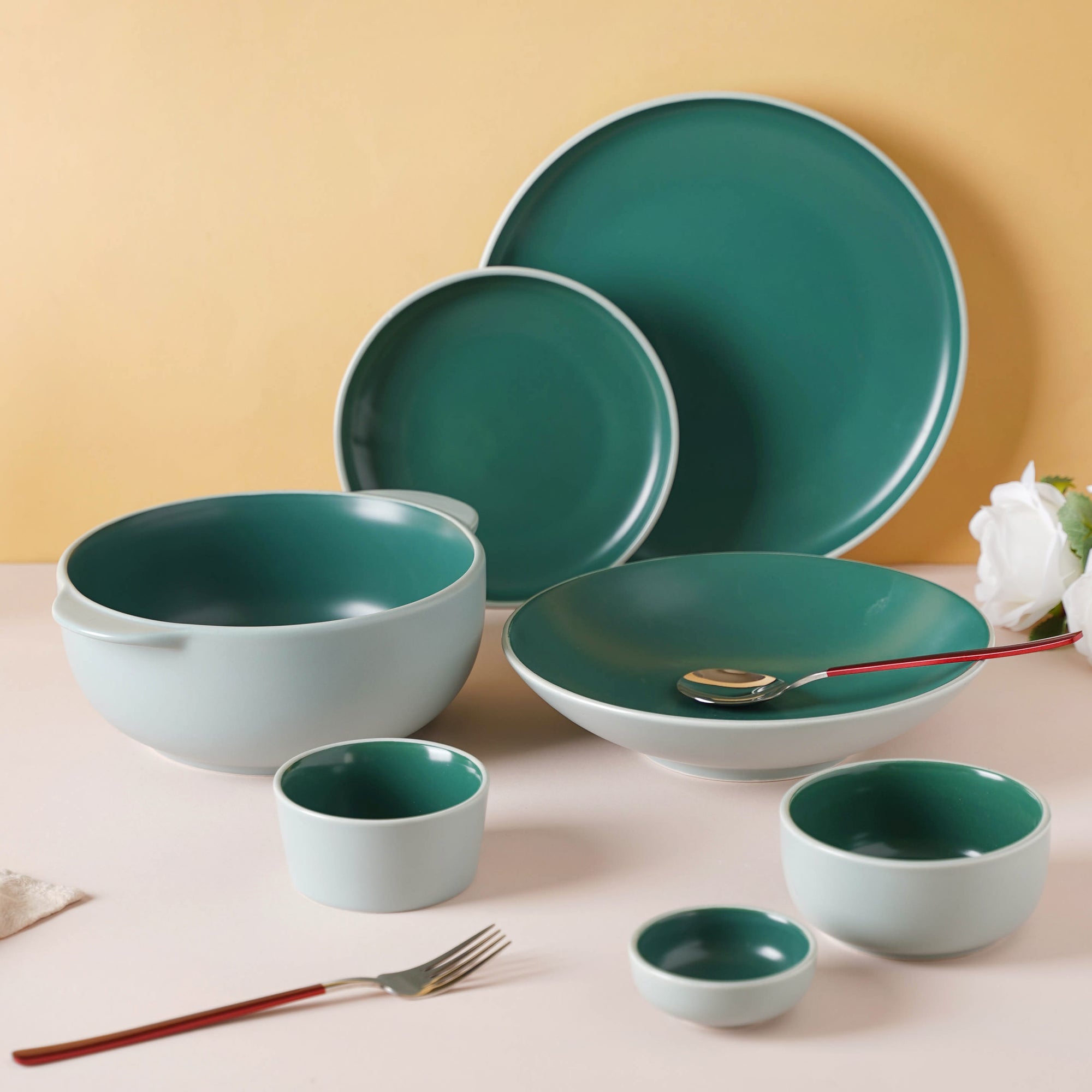 Zoella Ceramic Bowl Green Online - Premium Serving Bowl | Nestasia