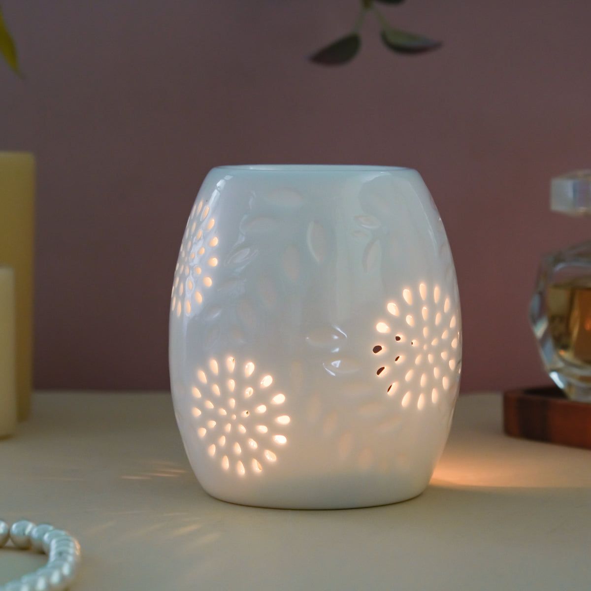 Home Décor - Ceramic Fragrance Oil Diffuser For Living Room Décor |Nestasia