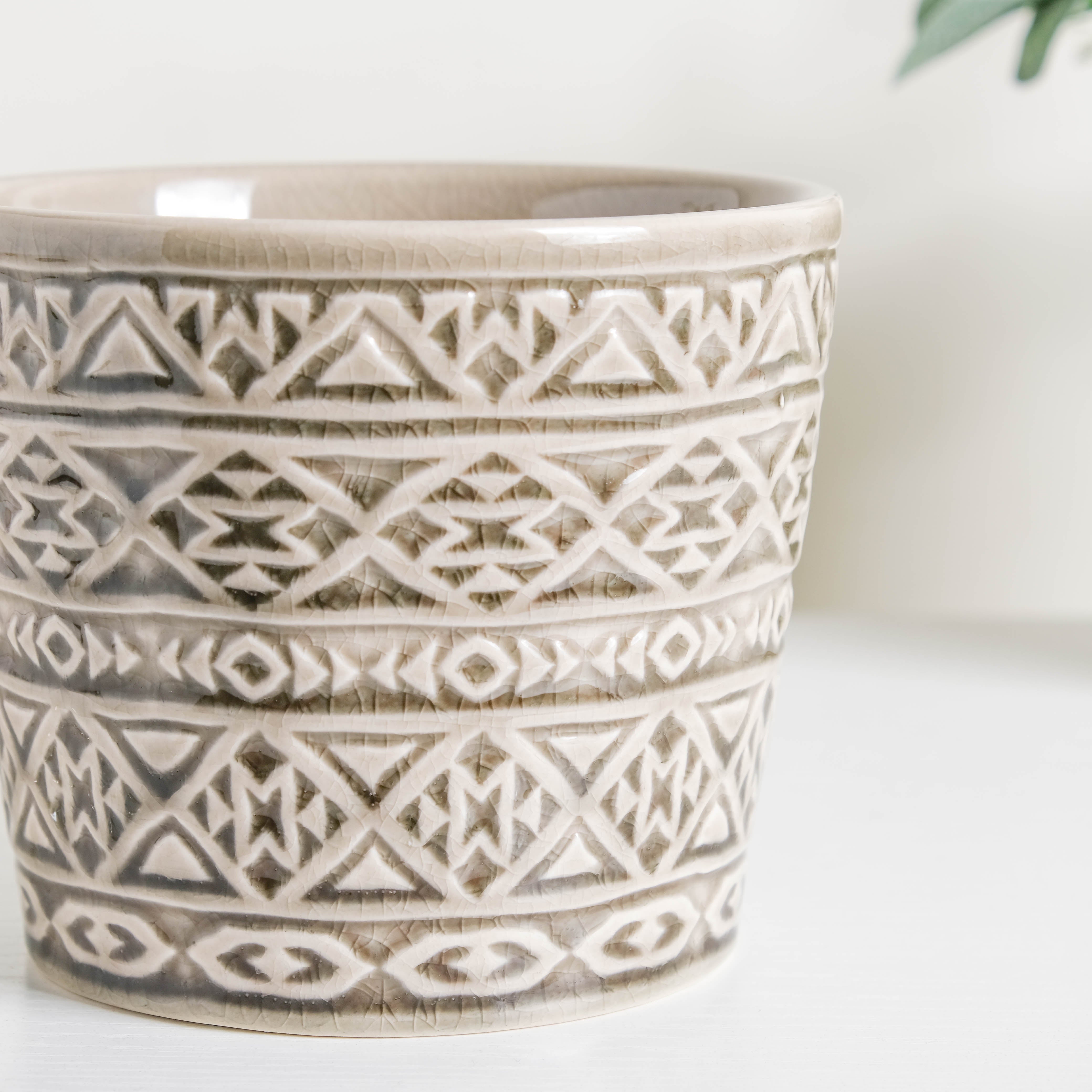Intricate Texture Grey Pot
