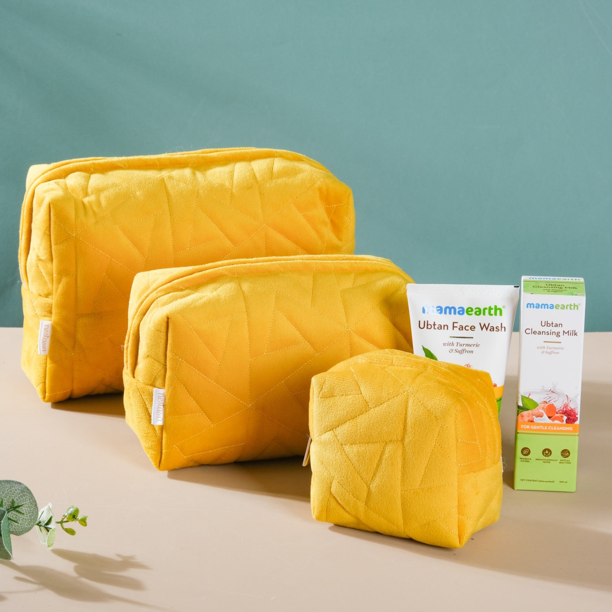 Self-Pamper Cosmetic Bag Gift Hamper Set Of 3 Online - Premium Gift ...