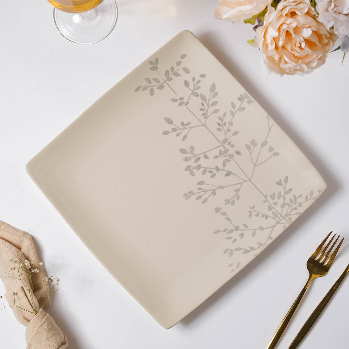 Pandora Sprig Square Plate White 10.5 Inch