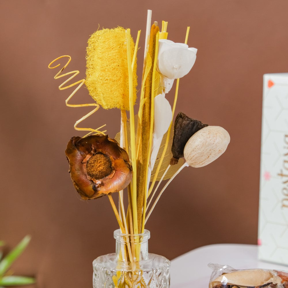 Vanilla Bouquet Reed Diffuser And Potpourri Gift Set Of 3