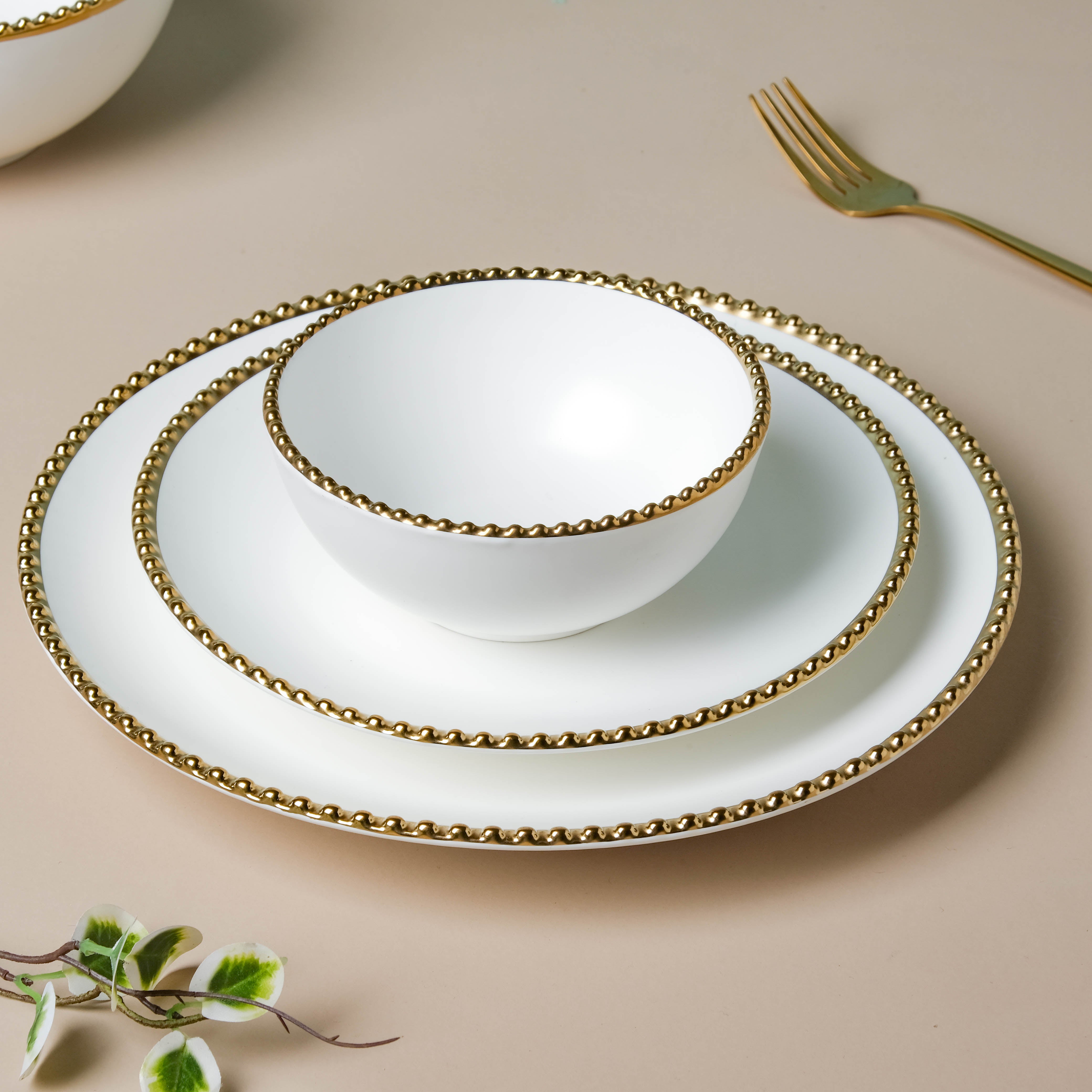 White Elysian 21 Piece Dinner Set For 6