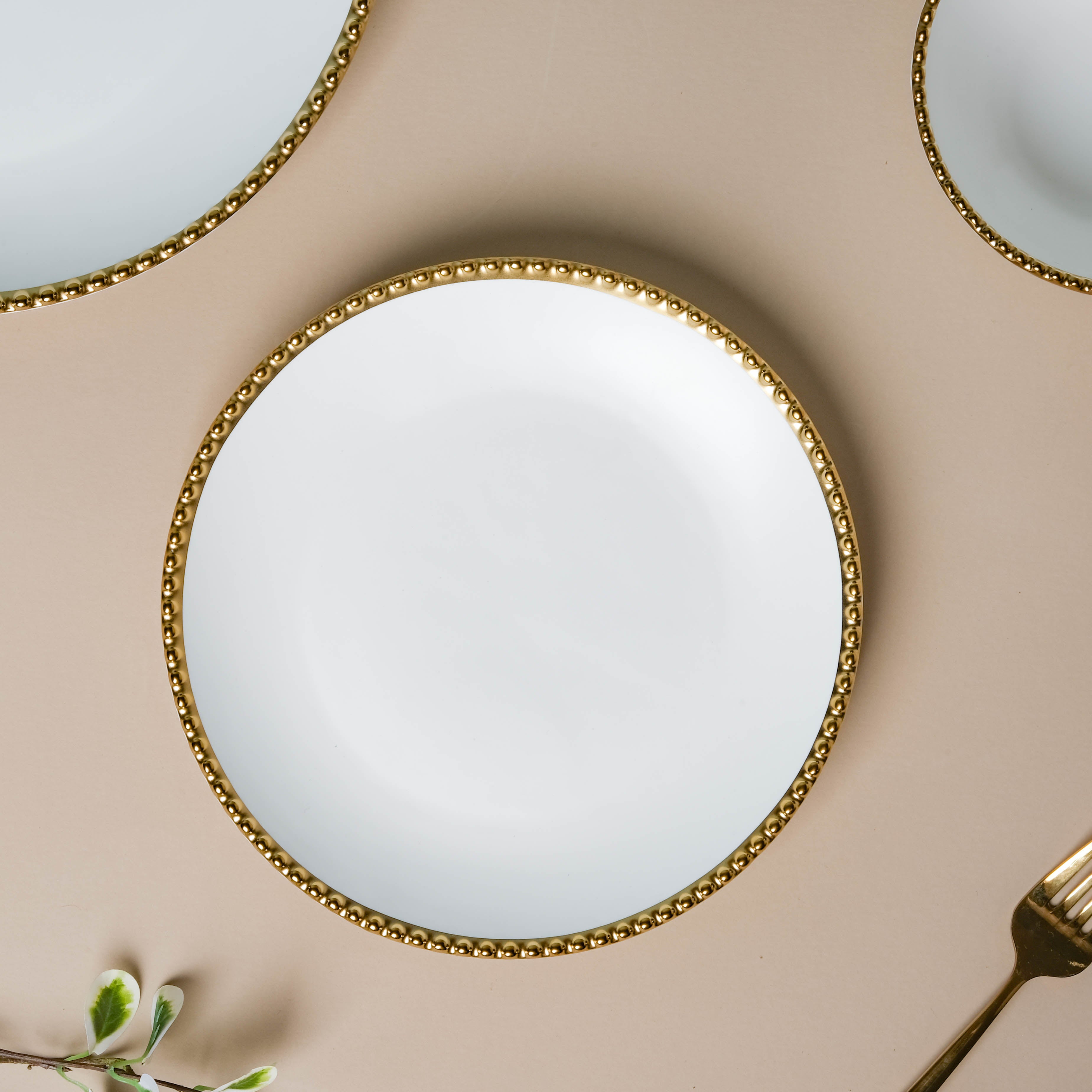 White Elysian 21 Piece Dinner Set For 6