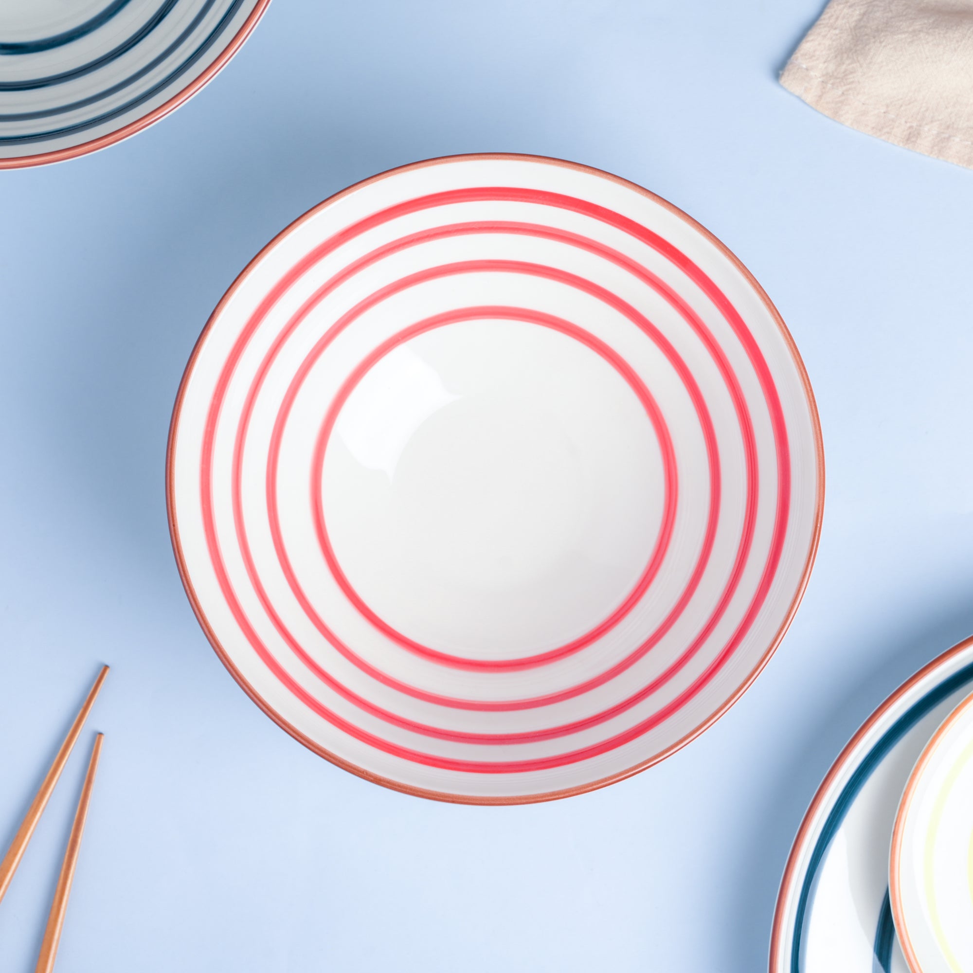Spiral Red 22 Piece Dinner Set For 6 Online - Premium Dinner Set | Nestasia