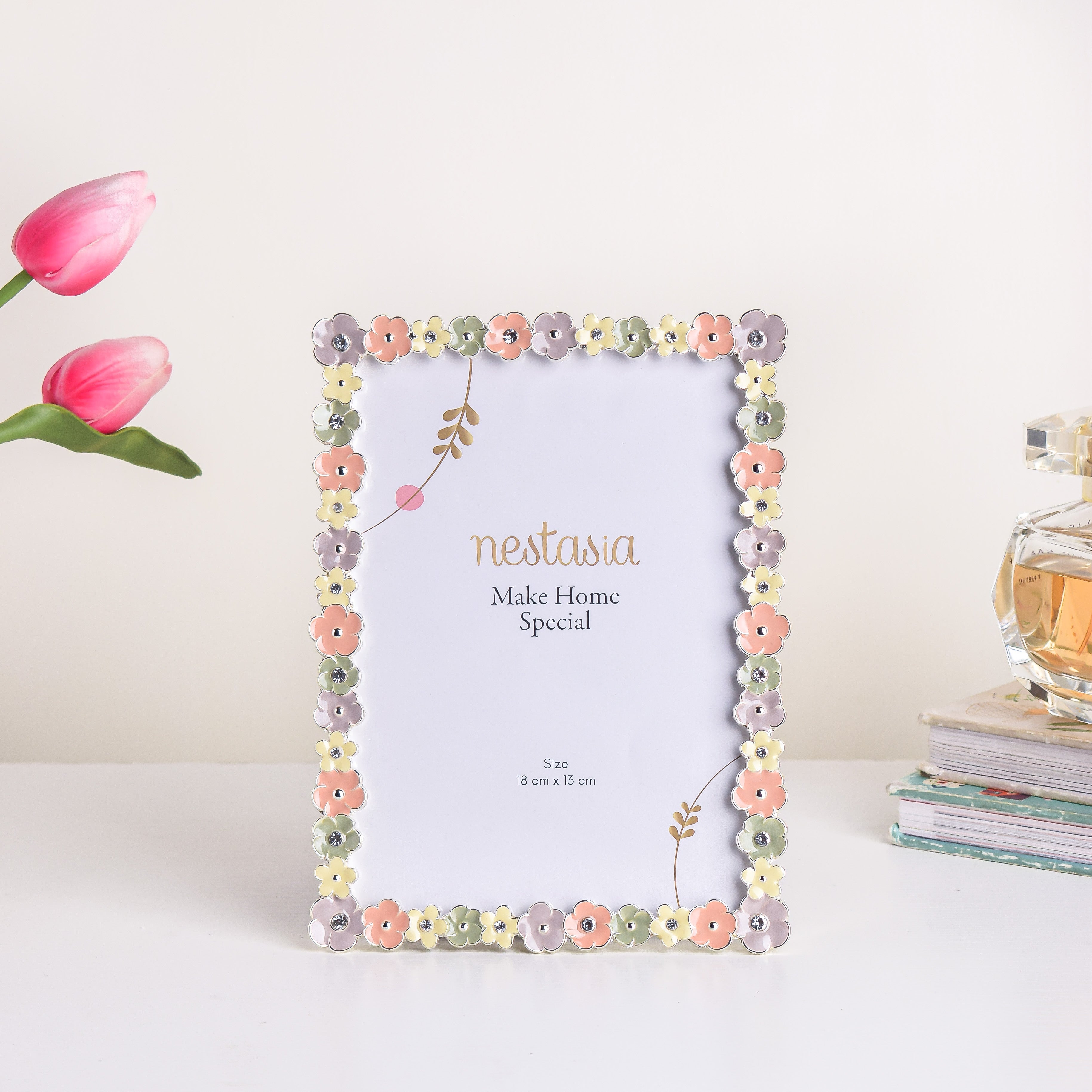Floral Harmony Photo Frame 8 Inch Online - Premium Photo Frame | Nestasia