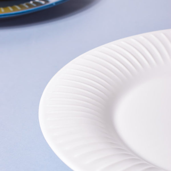 Royal Snack Plate Matte White Small 8.5 Inch