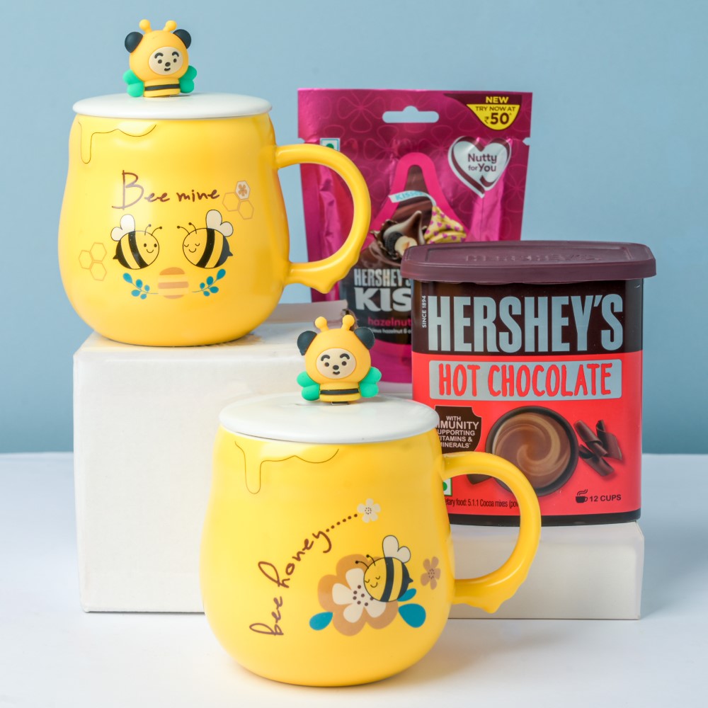 Cocoa Company Little Bee Gift Hamper Set Of 4 Online - Premium Gift ...