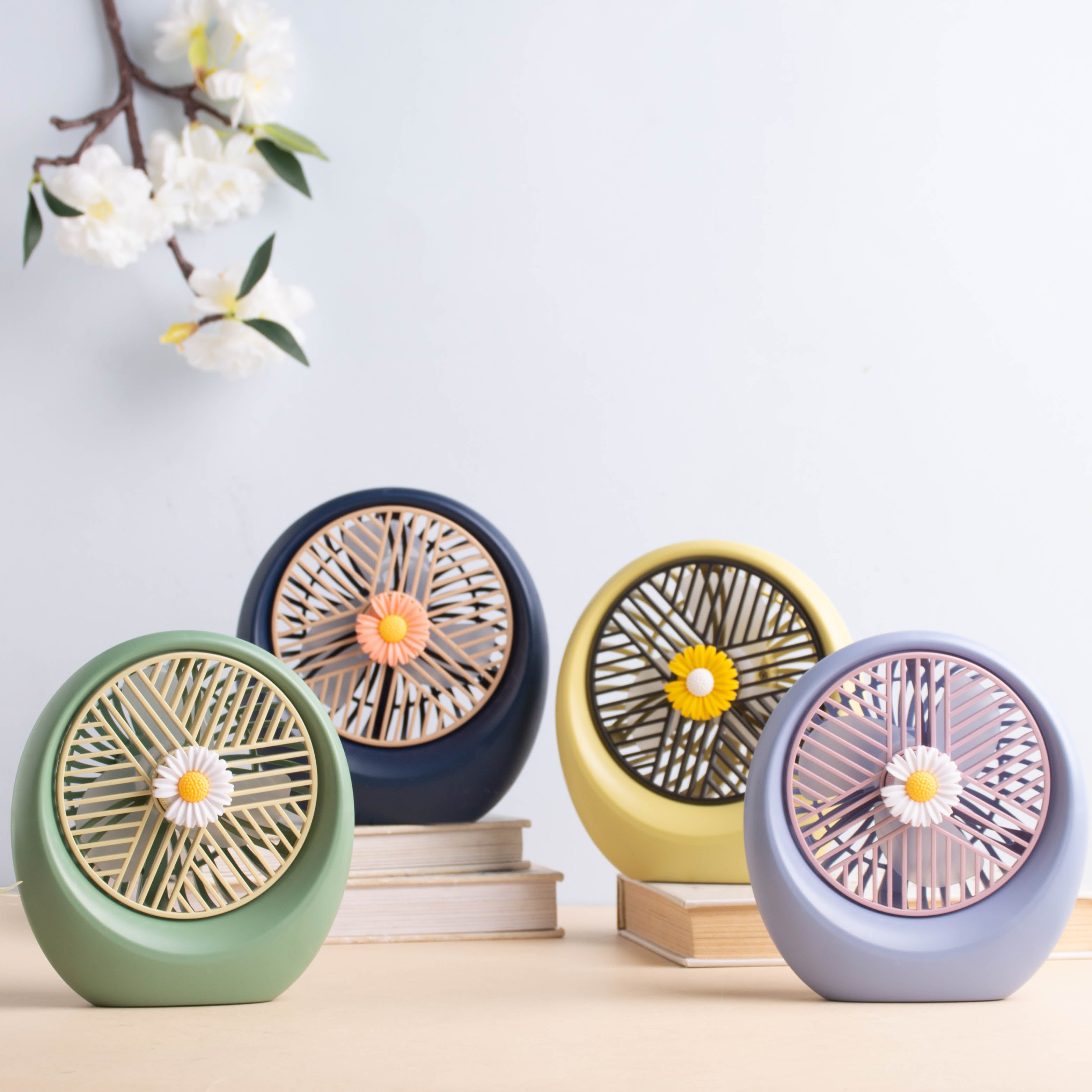 Round Mini Fan Online - Premium Rechargeable Fan | Nestasia