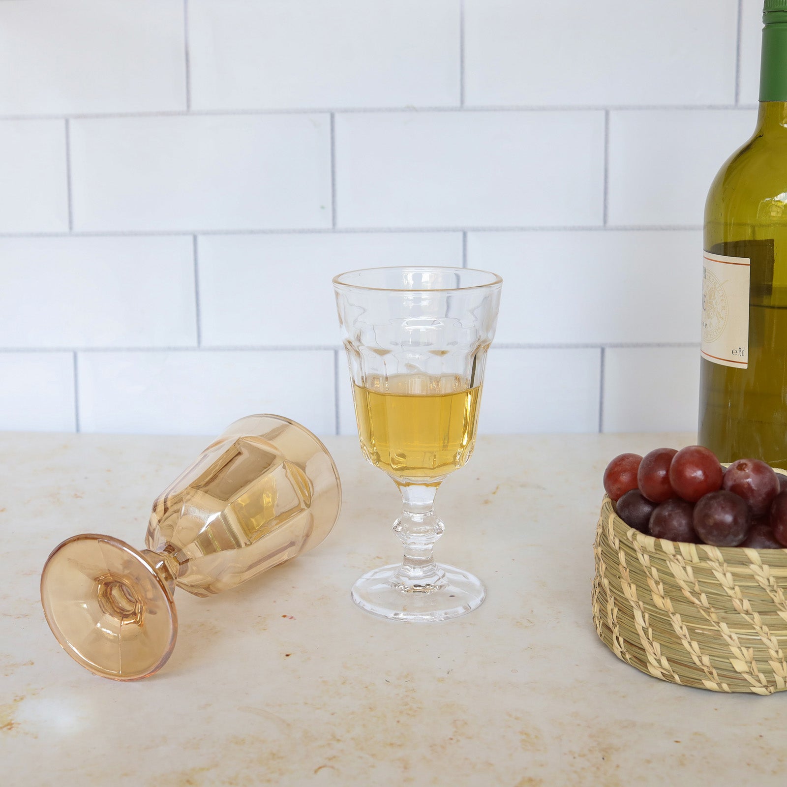 Stemmed Glass Set of 2 Online - Premium Wine Glass | Nestasia