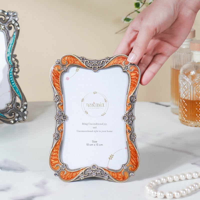 Heirloom Photo Frame Online - Premium Photo Frame | Nestasia