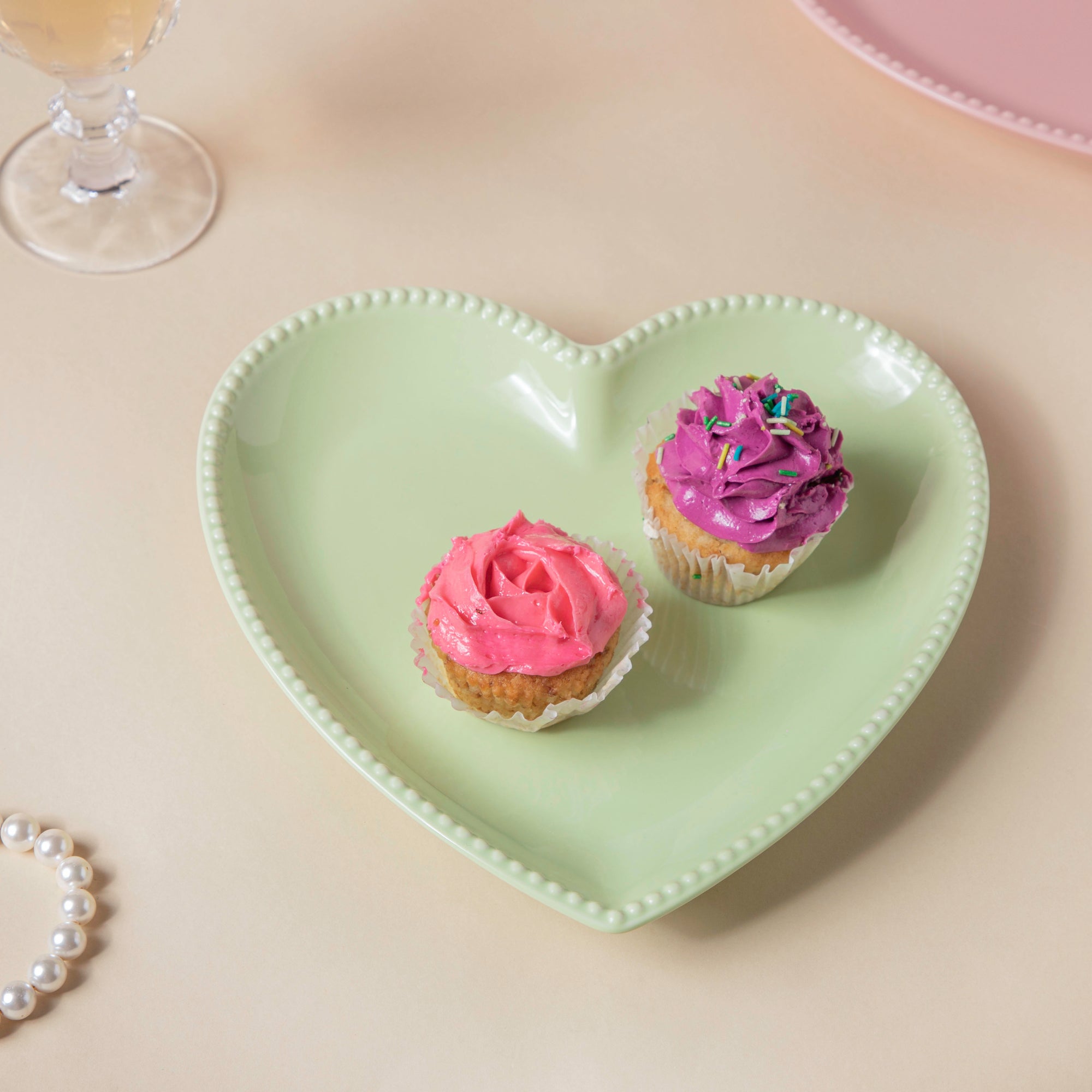 Green Goblet Snack Plate Online - Premium Snack Plate | Nestasia