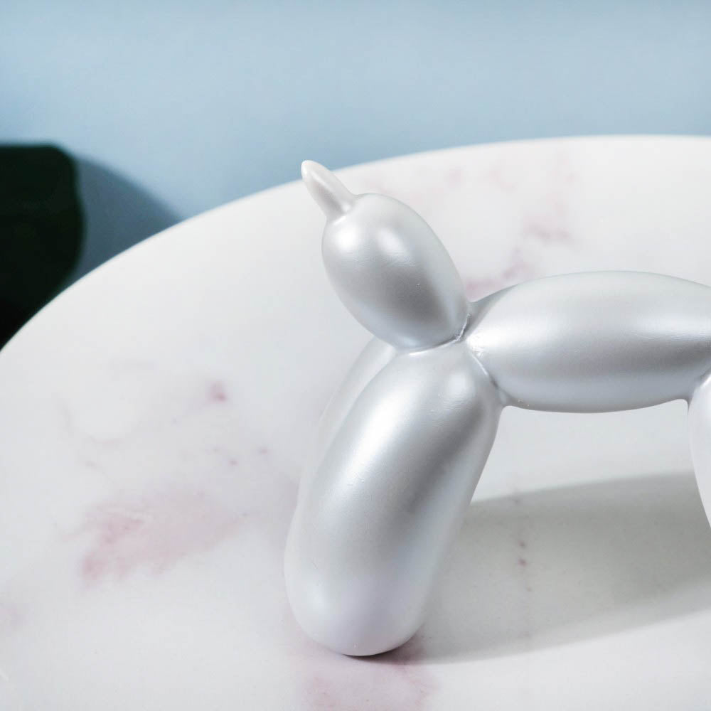 Home Décor - Balloon Dog In White For Room Décor |Nestasia