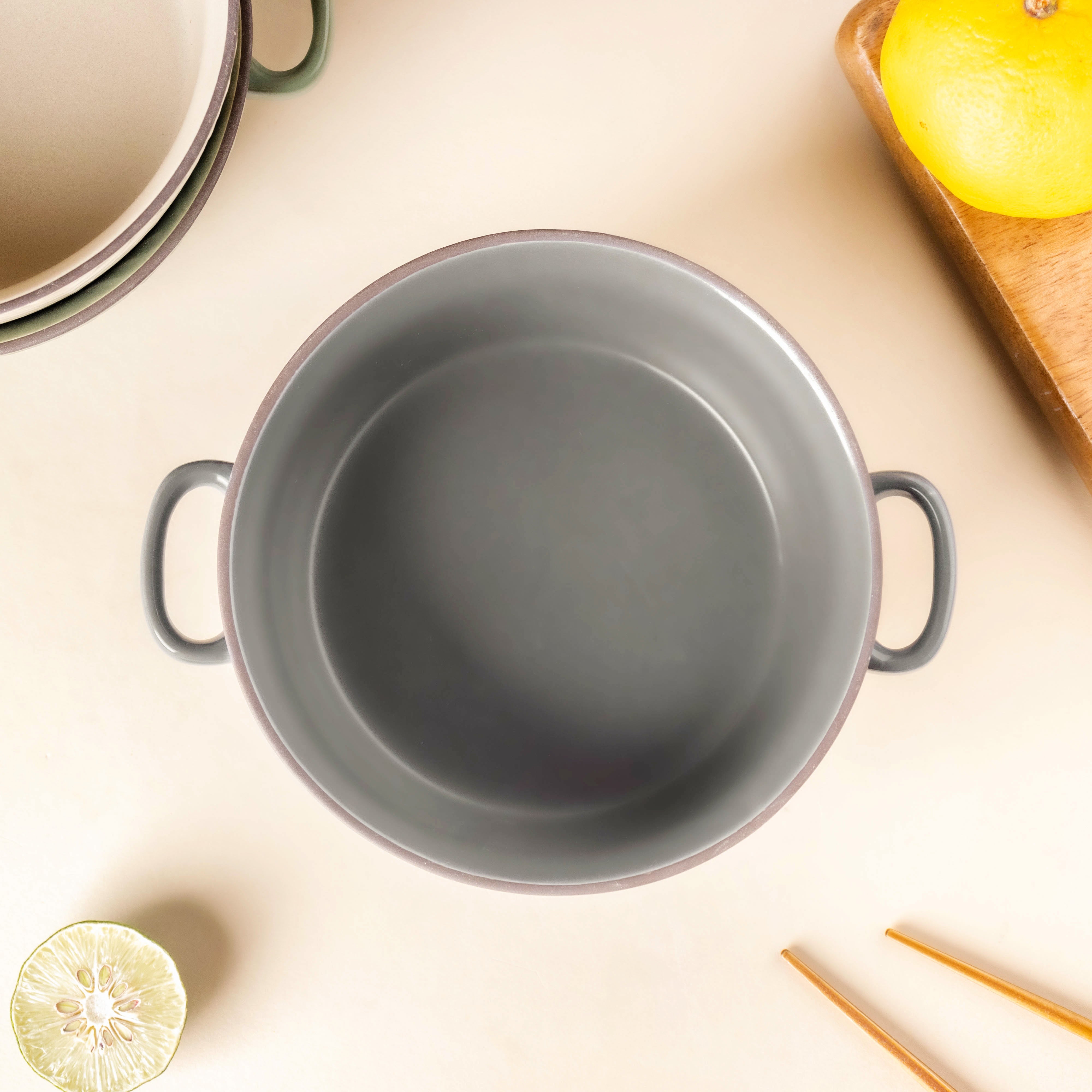 Asphalt Grey Textured Noodle Bowl