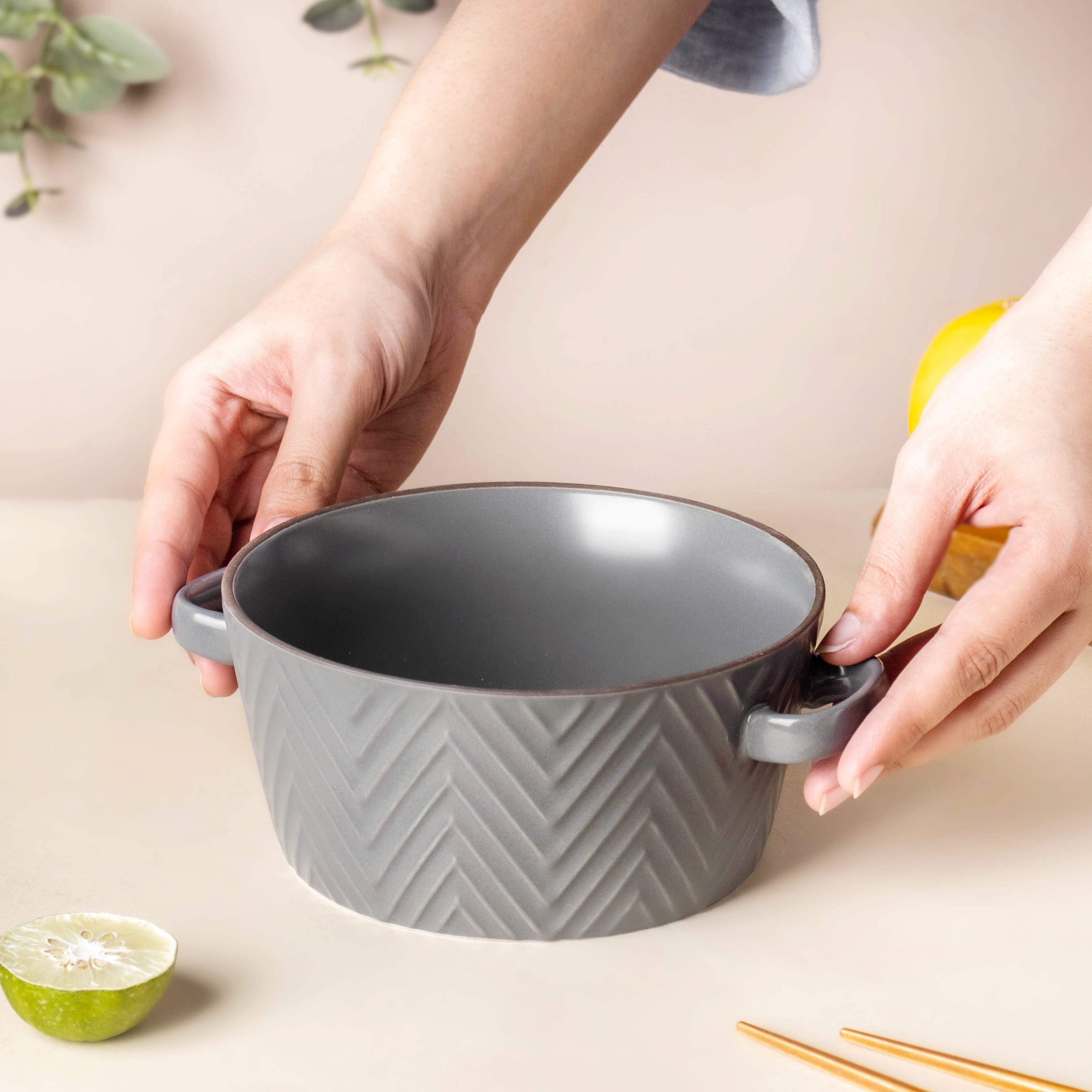 Asphalt Grey Textured Noodle Bowl