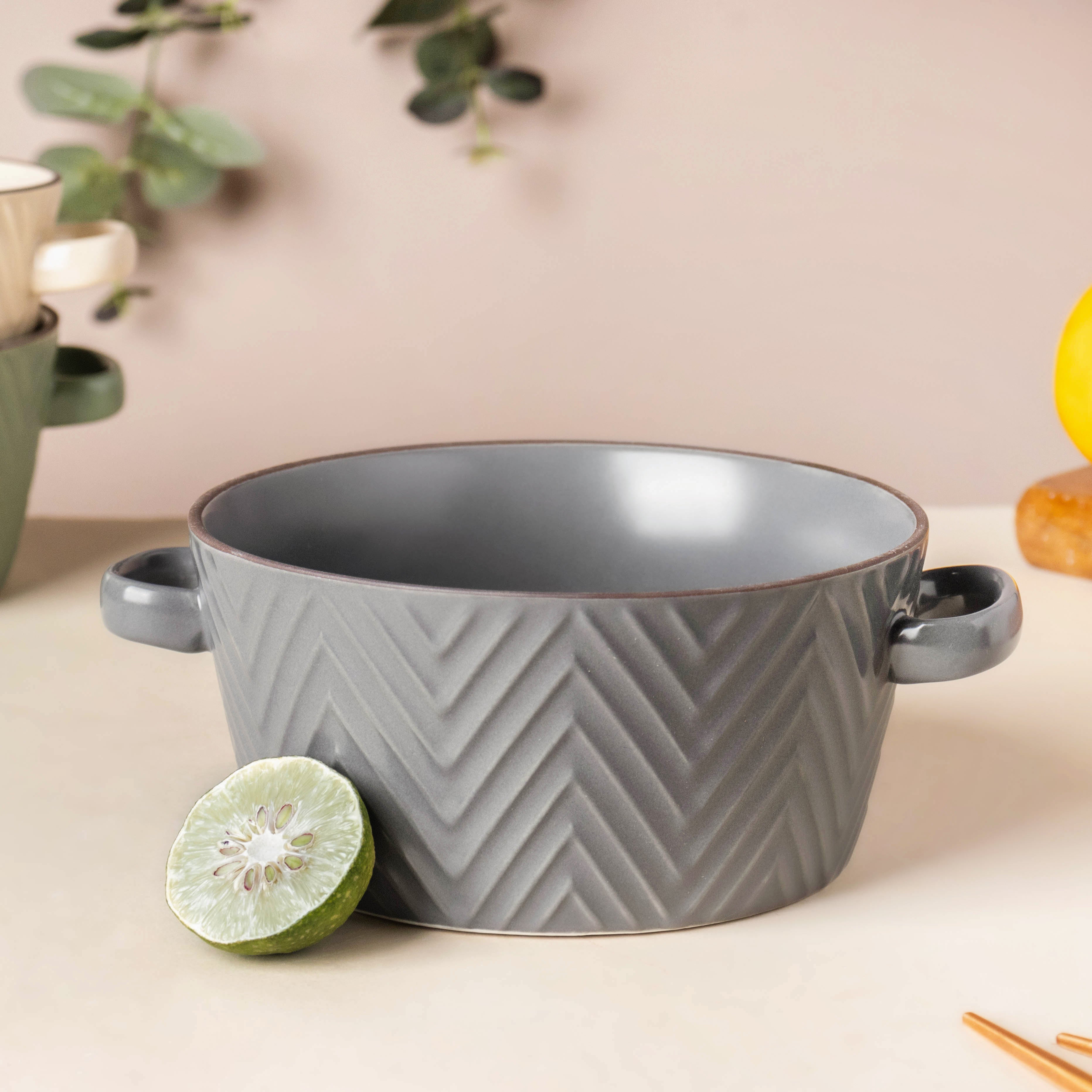 Asphalt Grey Textured Noodle Bowl
